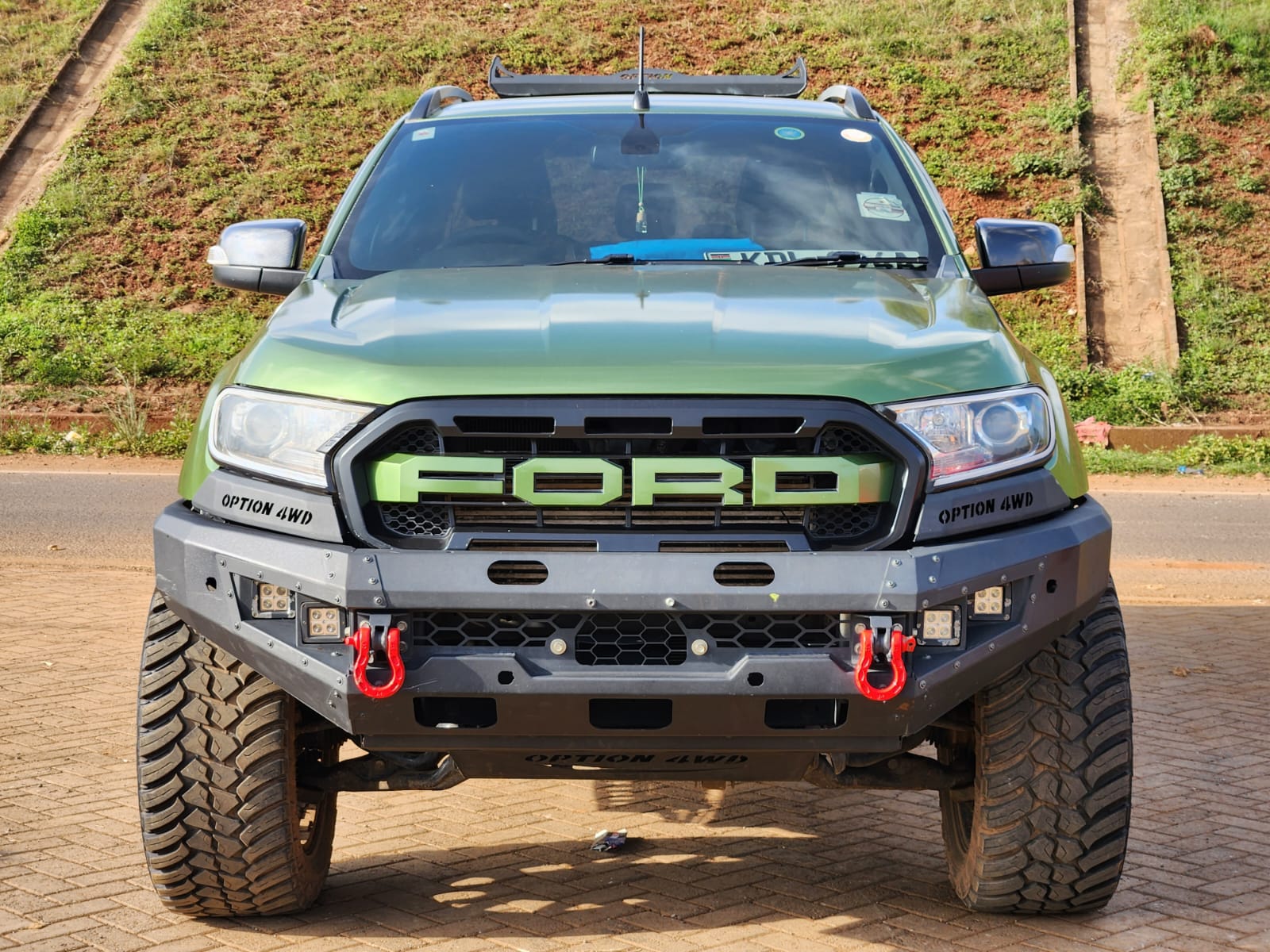 Ford Ranger original image, kaiandkaro.com