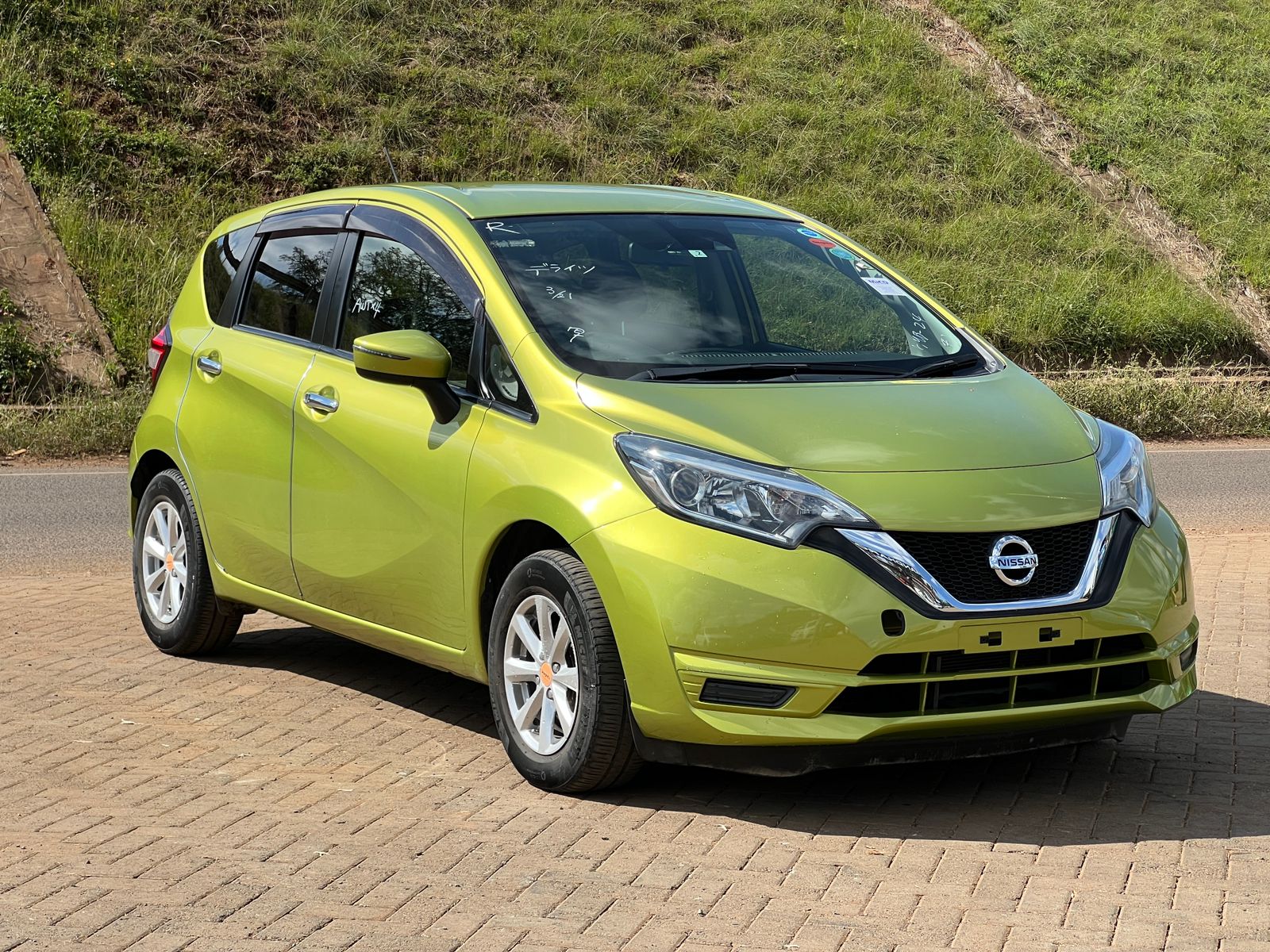 Nissan Note original image, kaiandkaro.com