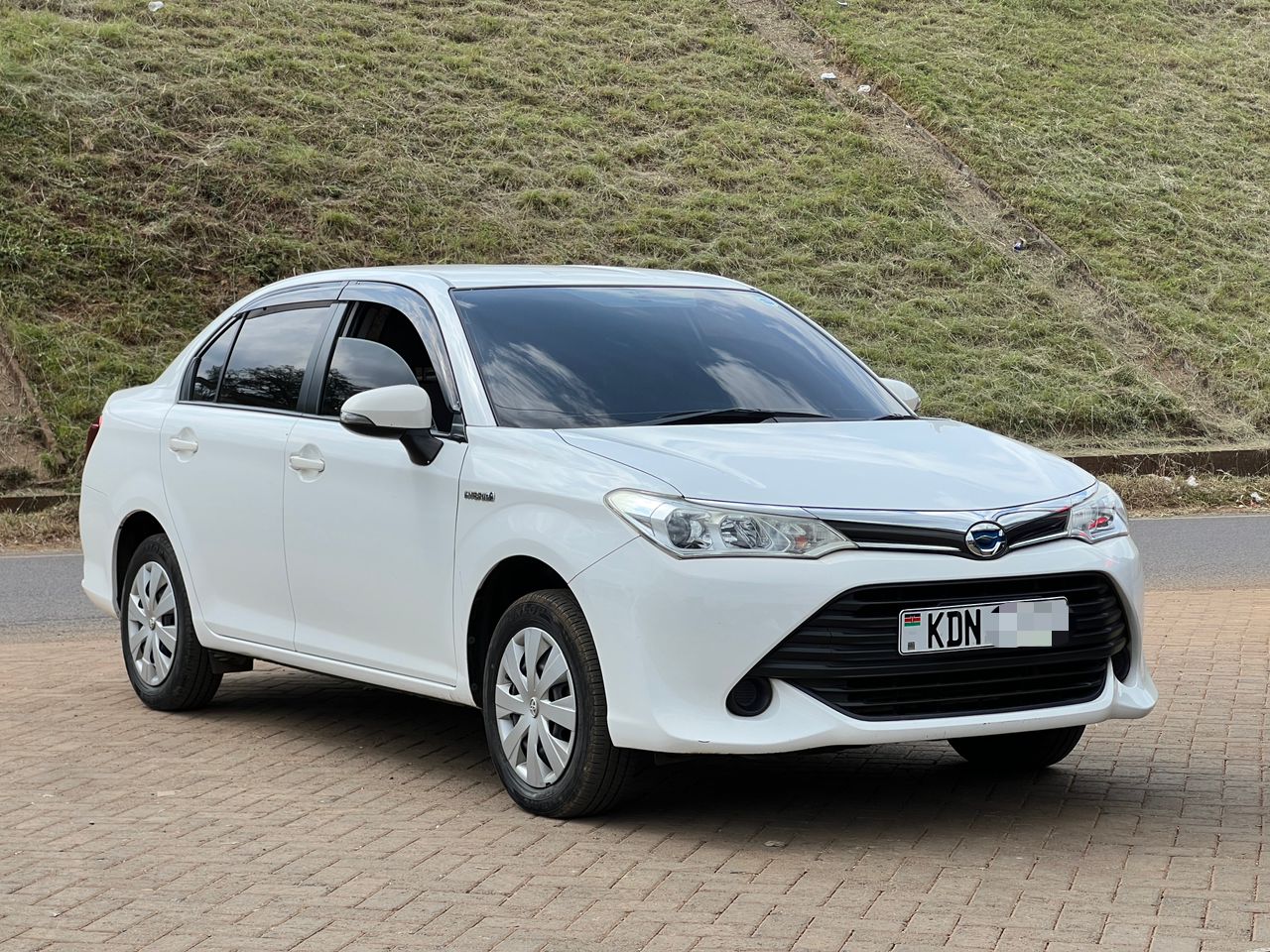 Toyota Axio original image, kaiandkaro.com