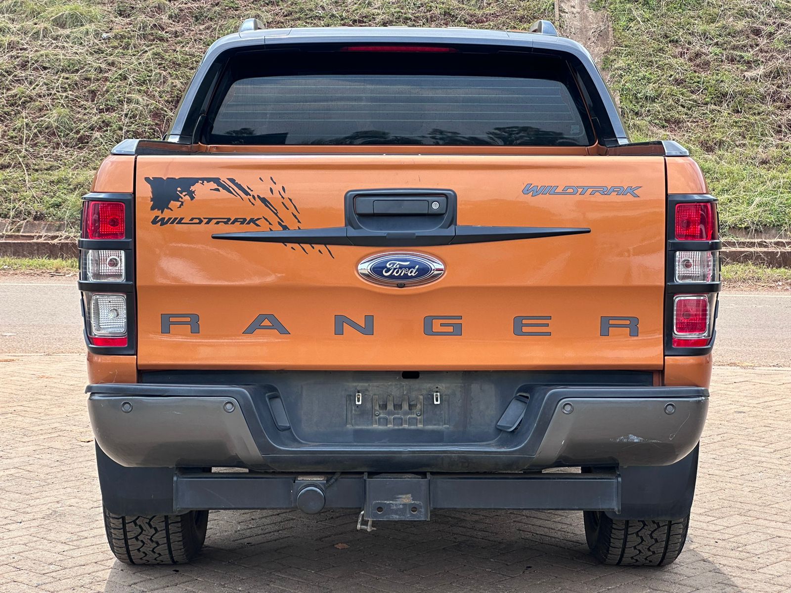 Ford Ranger original image, kaiandkaro.com