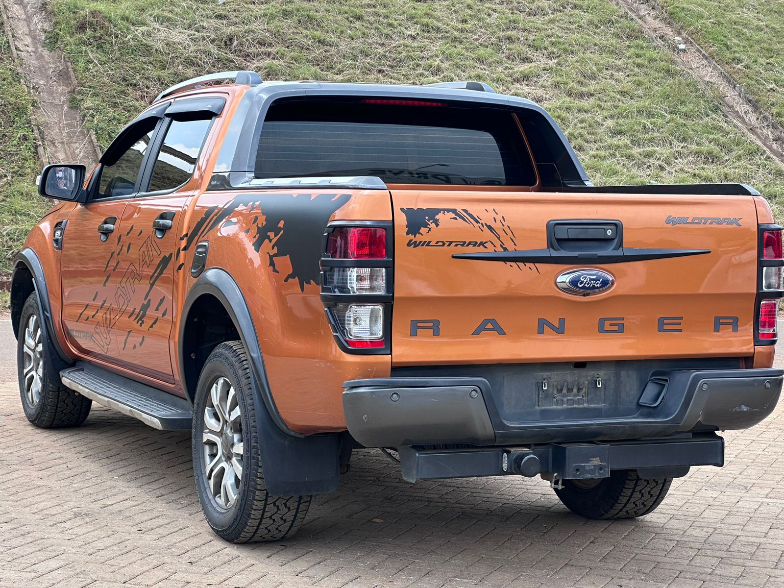 Ford Ranger original image, kaiandkaro.com