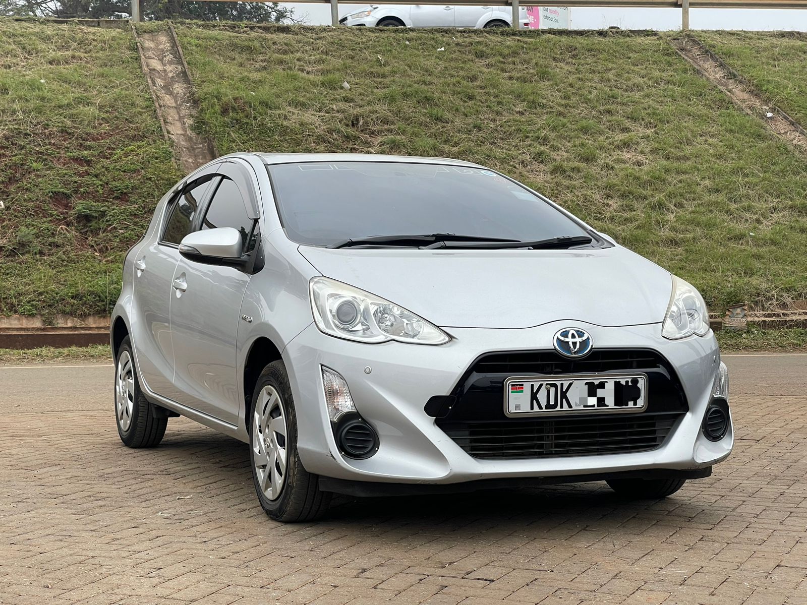 Toyota Aqua original image, kaiandkaro.com