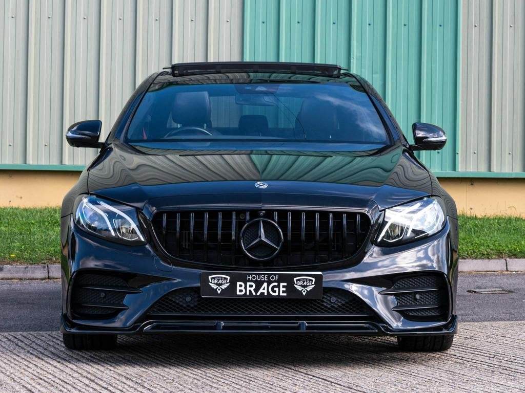 Mercedes Benz AMG E43 original image, kaiandkaro.com