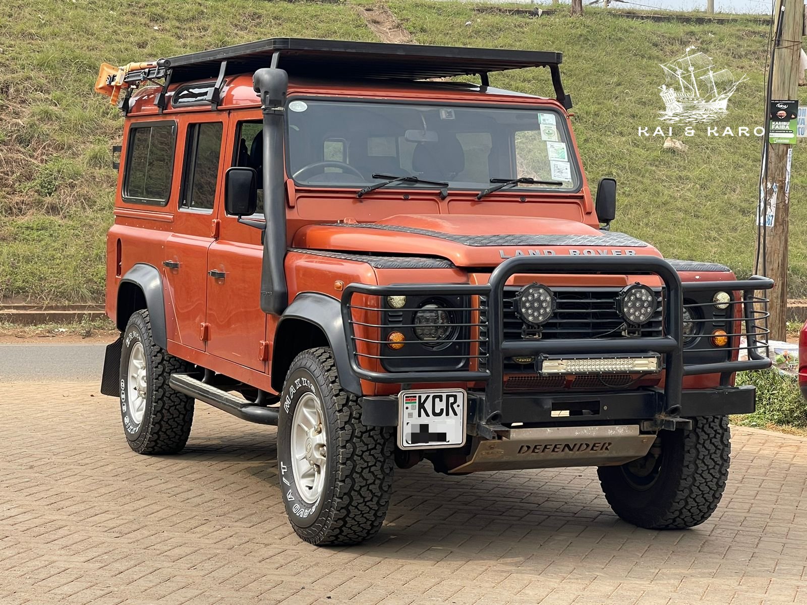 Landrover Defender original image, kaiandkaro.com