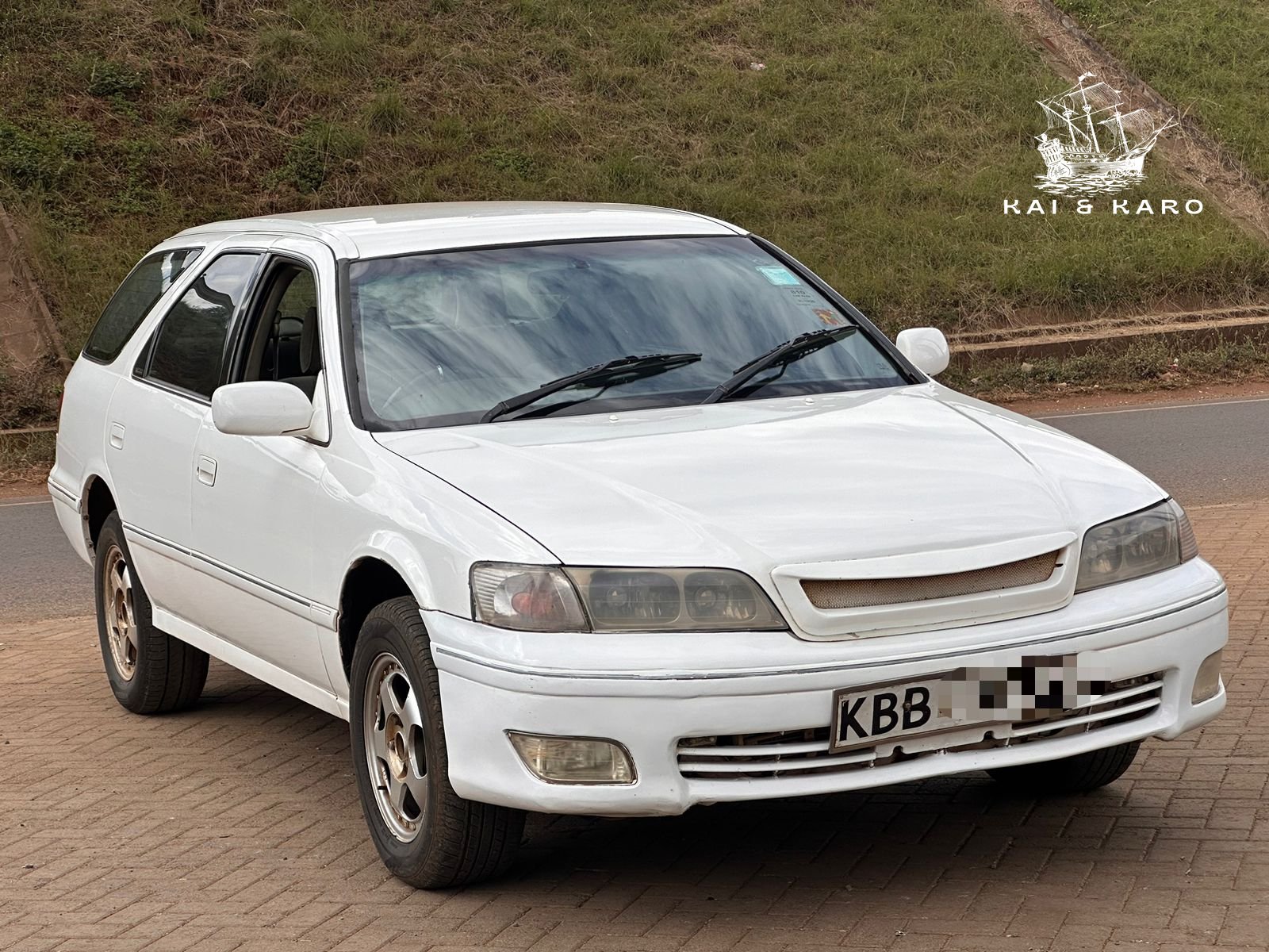 Toyota Qualis original image, kaiandkaro.com