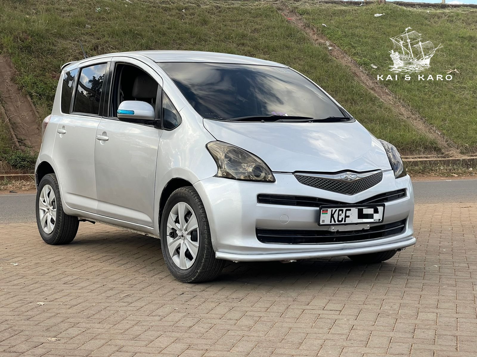 Toyota Ractis original image, kaiandkaro.com