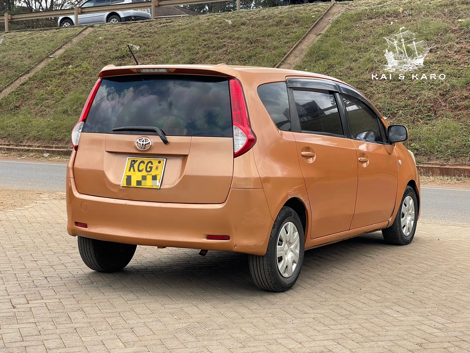Toyota Passo Sette original image, kaiandkaro.com