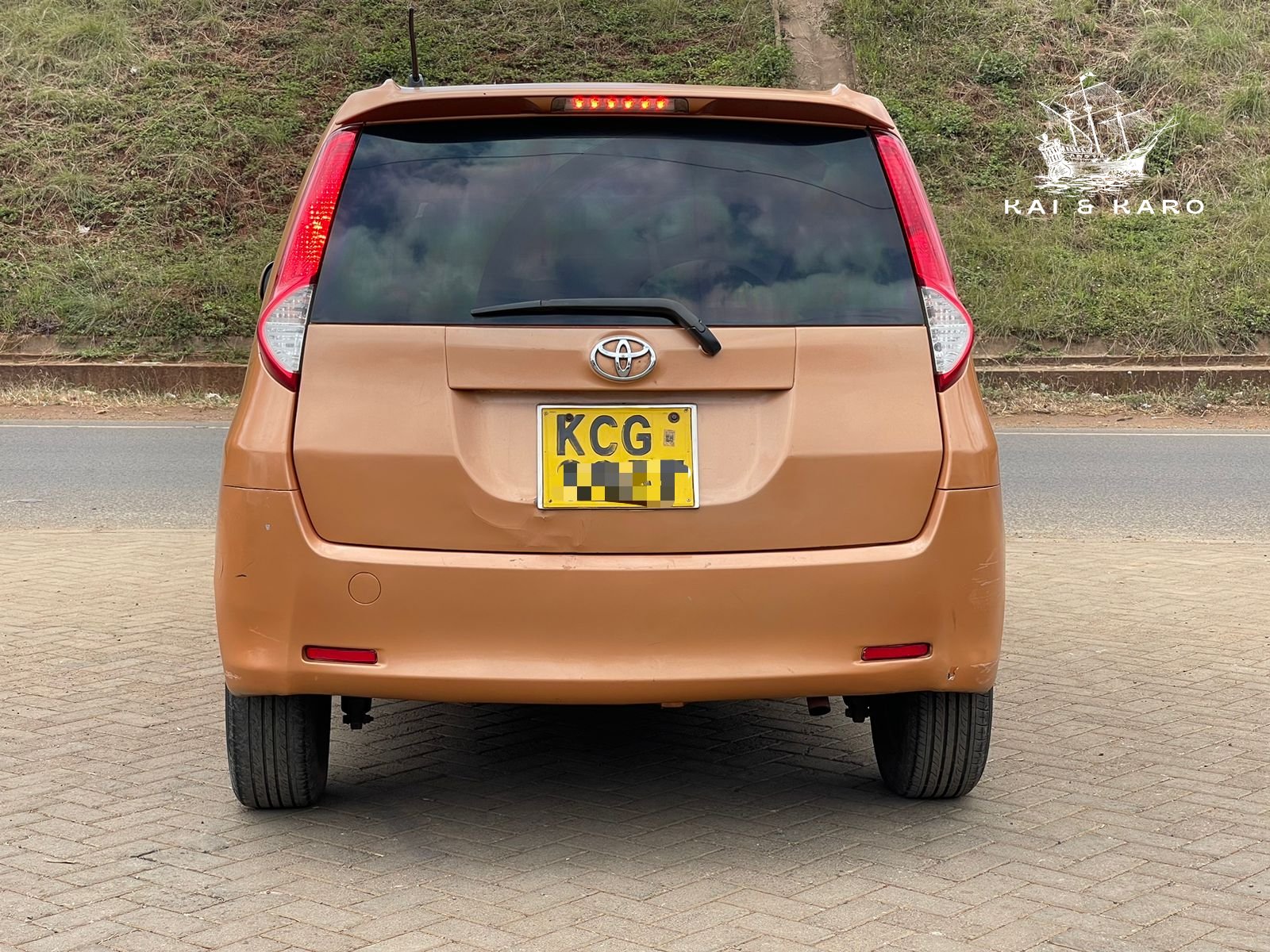 Toyota Passo Sette original image, kaiandkaro.com