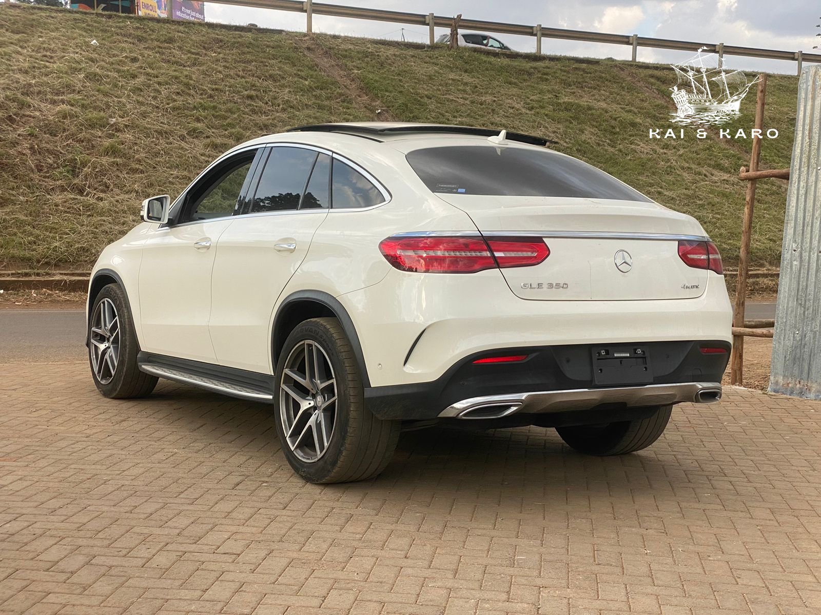Mercedes Benz GLE350d original image, kaiandkaro.com