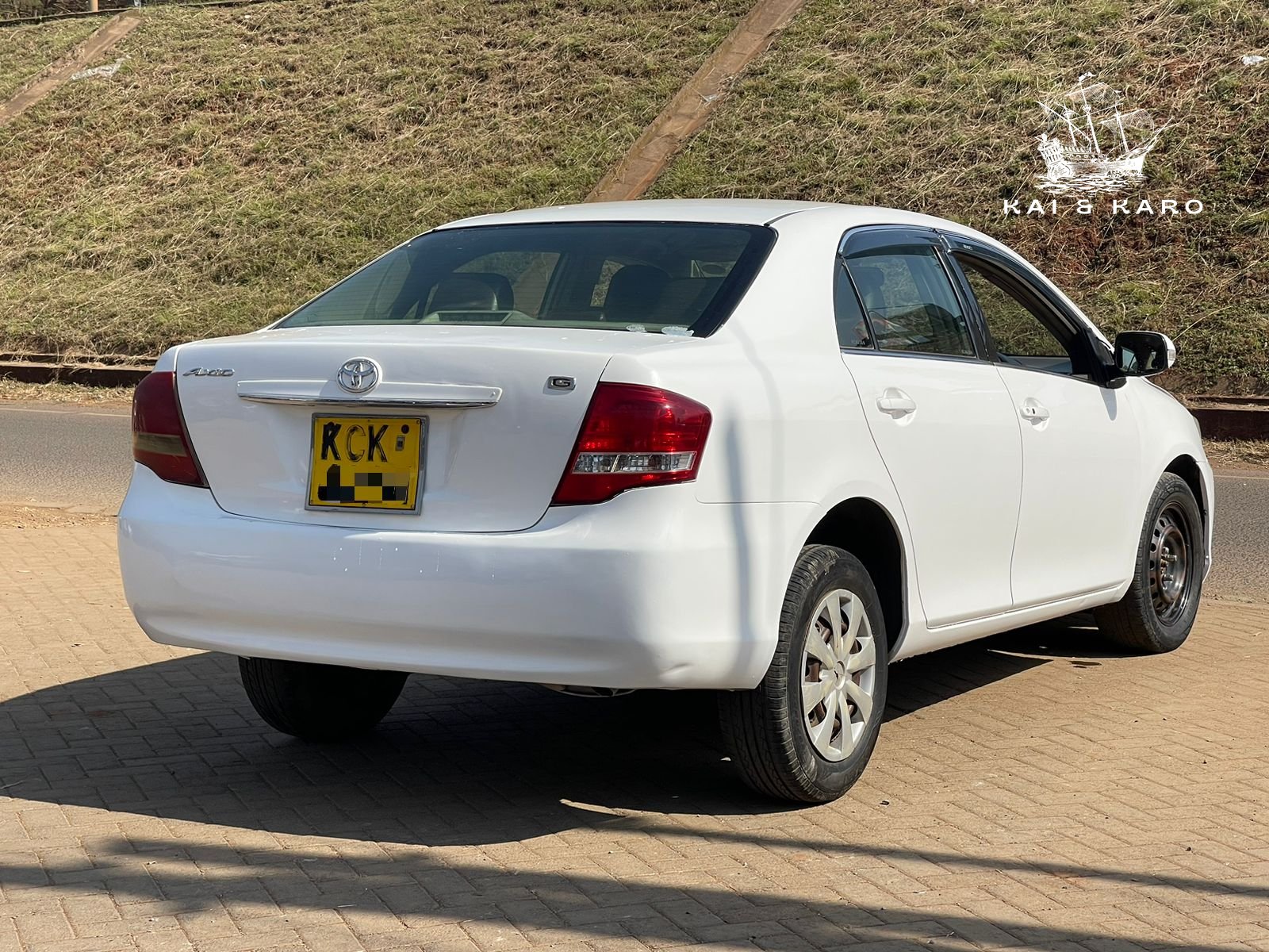 Toyota Axio original image, kaiandkaro.com