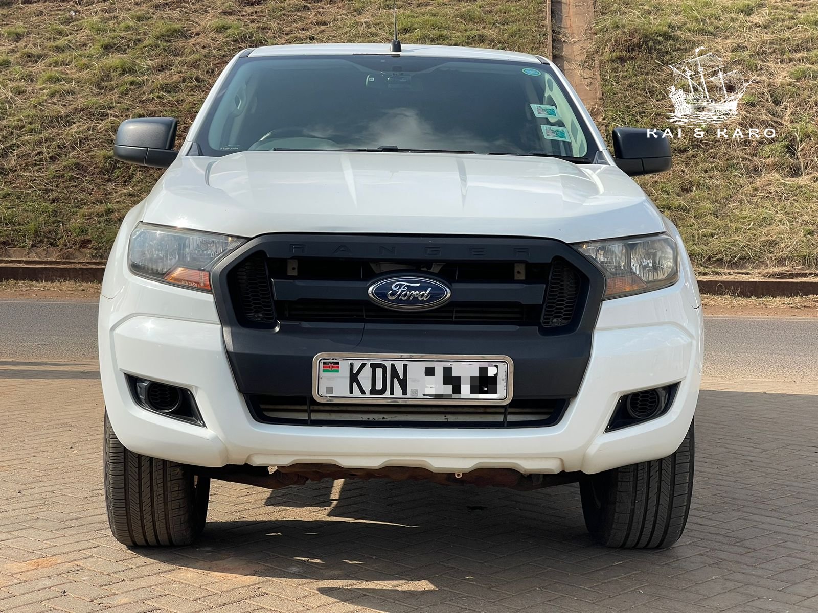 Ford Ranger original image, kaiandkaro.com