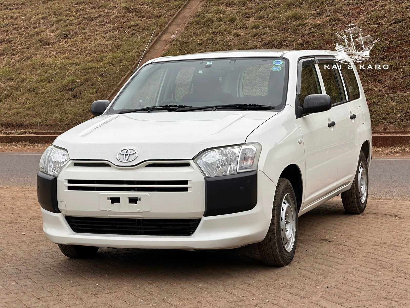 Toyota Probox original image, kaiandkaro.com