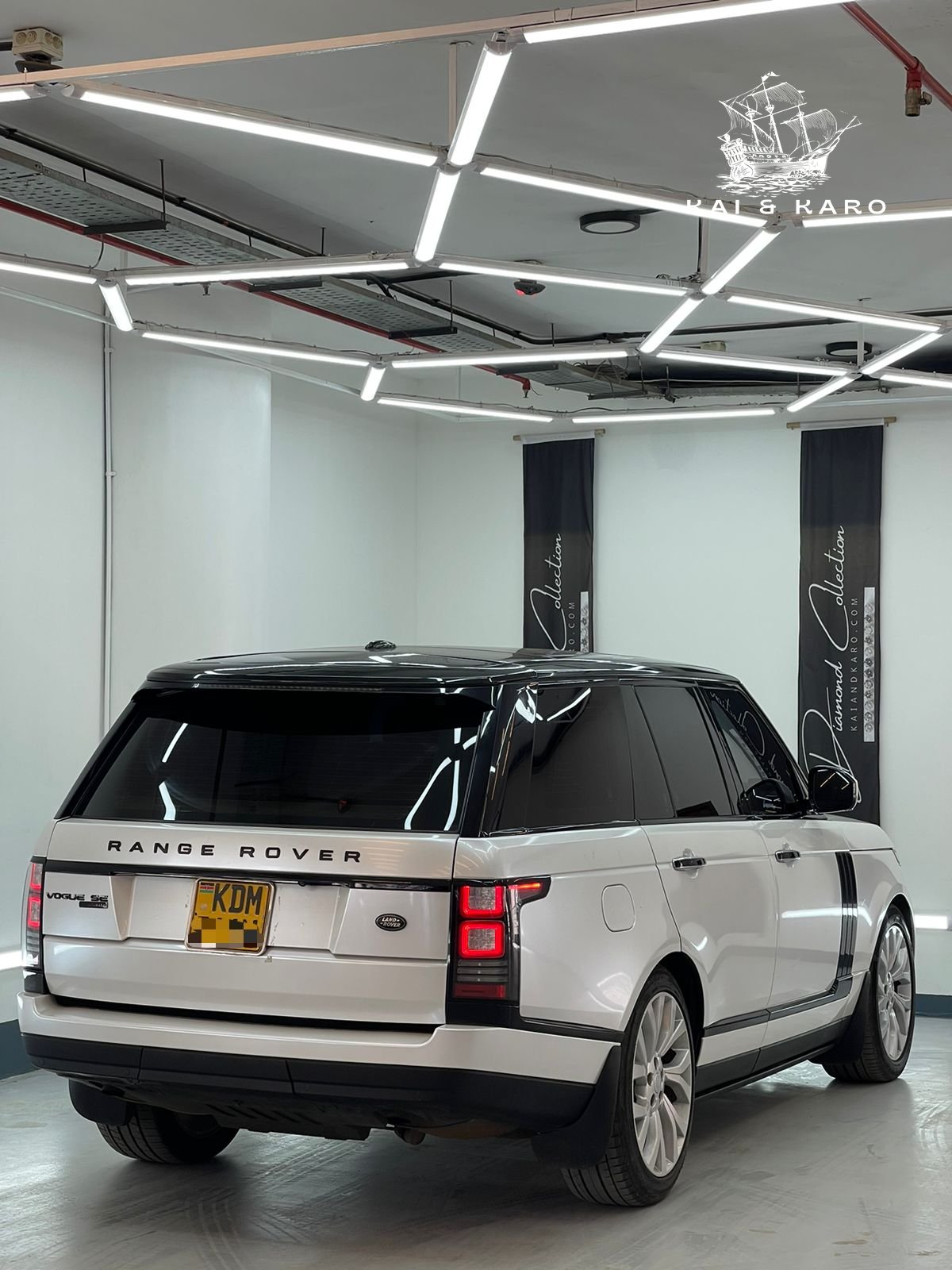 Range Rover Vogue SE original image, kaiandkaro.com