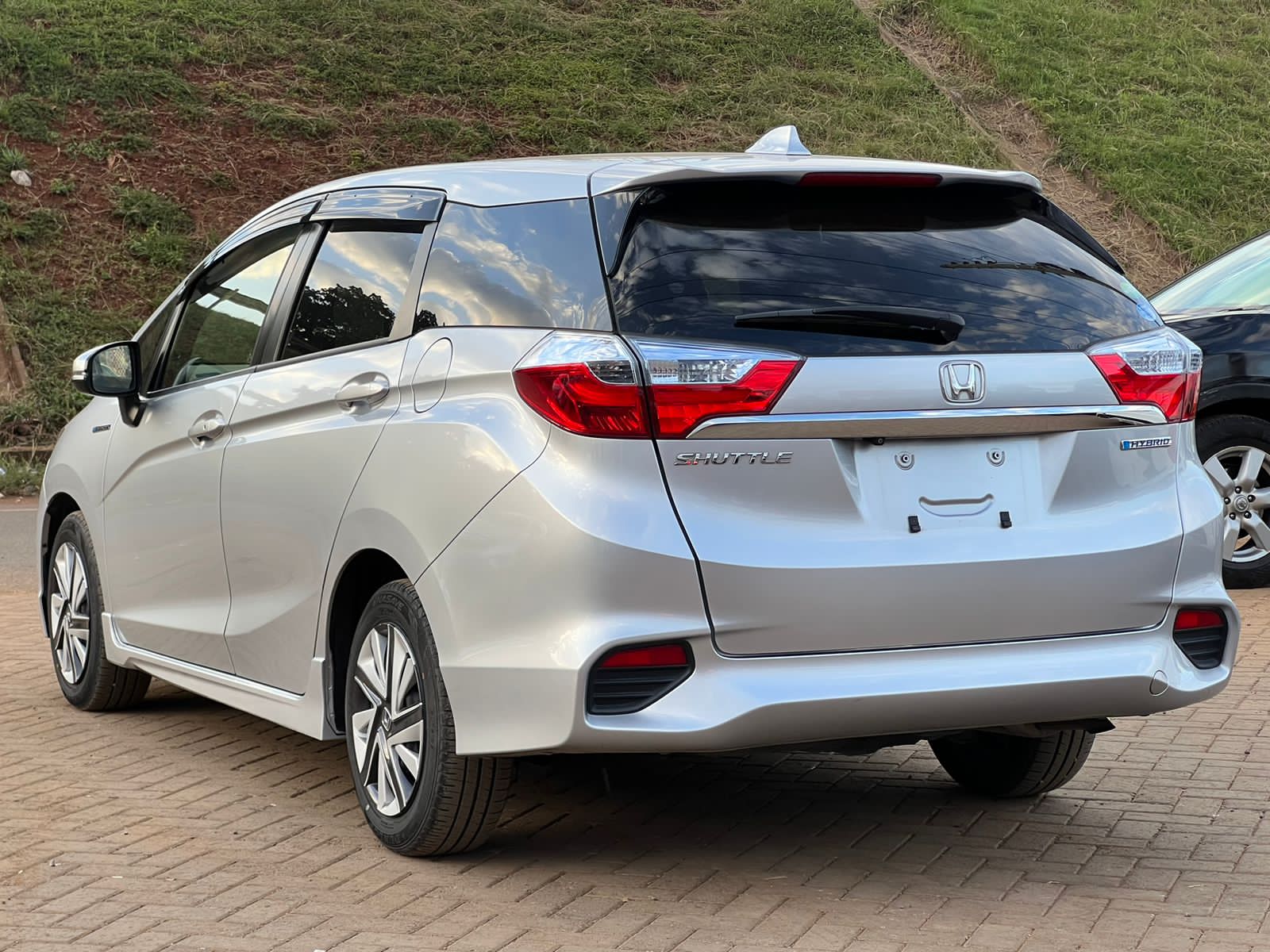 Honda Fit Shuttle Hybrid Kai Karo Car Dealership Kenya New Used Cars for Sale