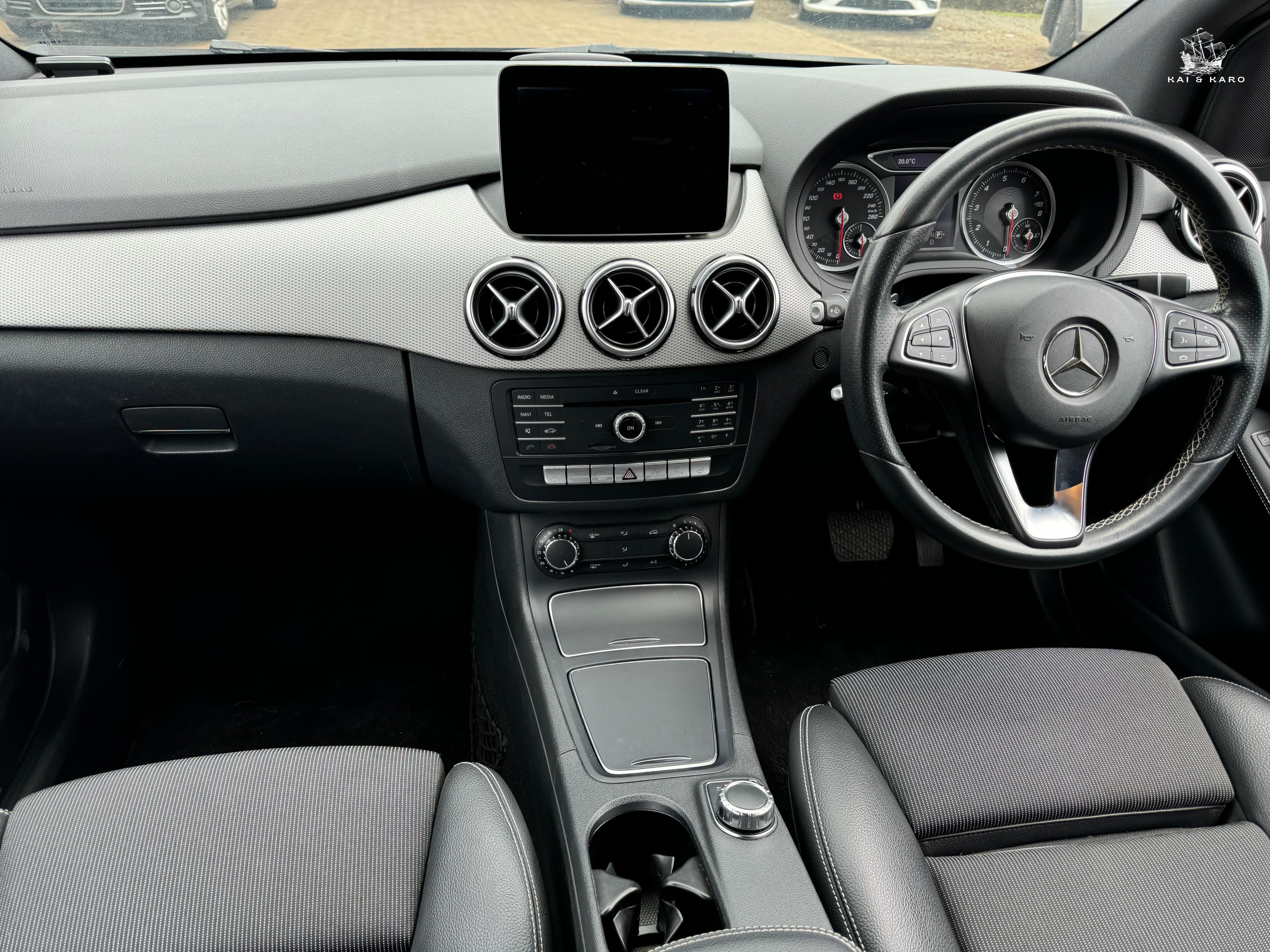 Mercedes Benz B180 original image, kaiandkaro.com