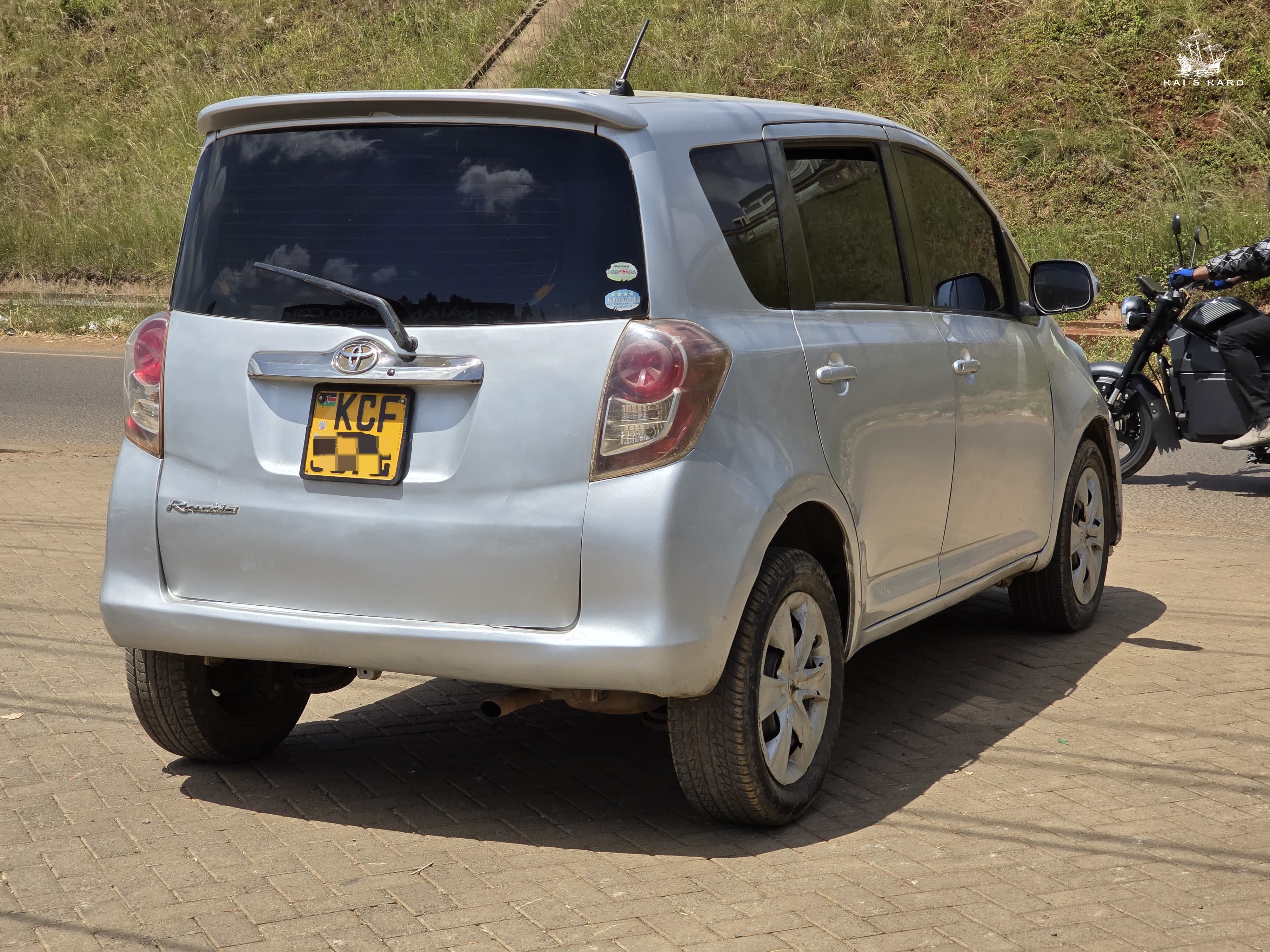 Toyota Ractis original image, kaiandkaro.com