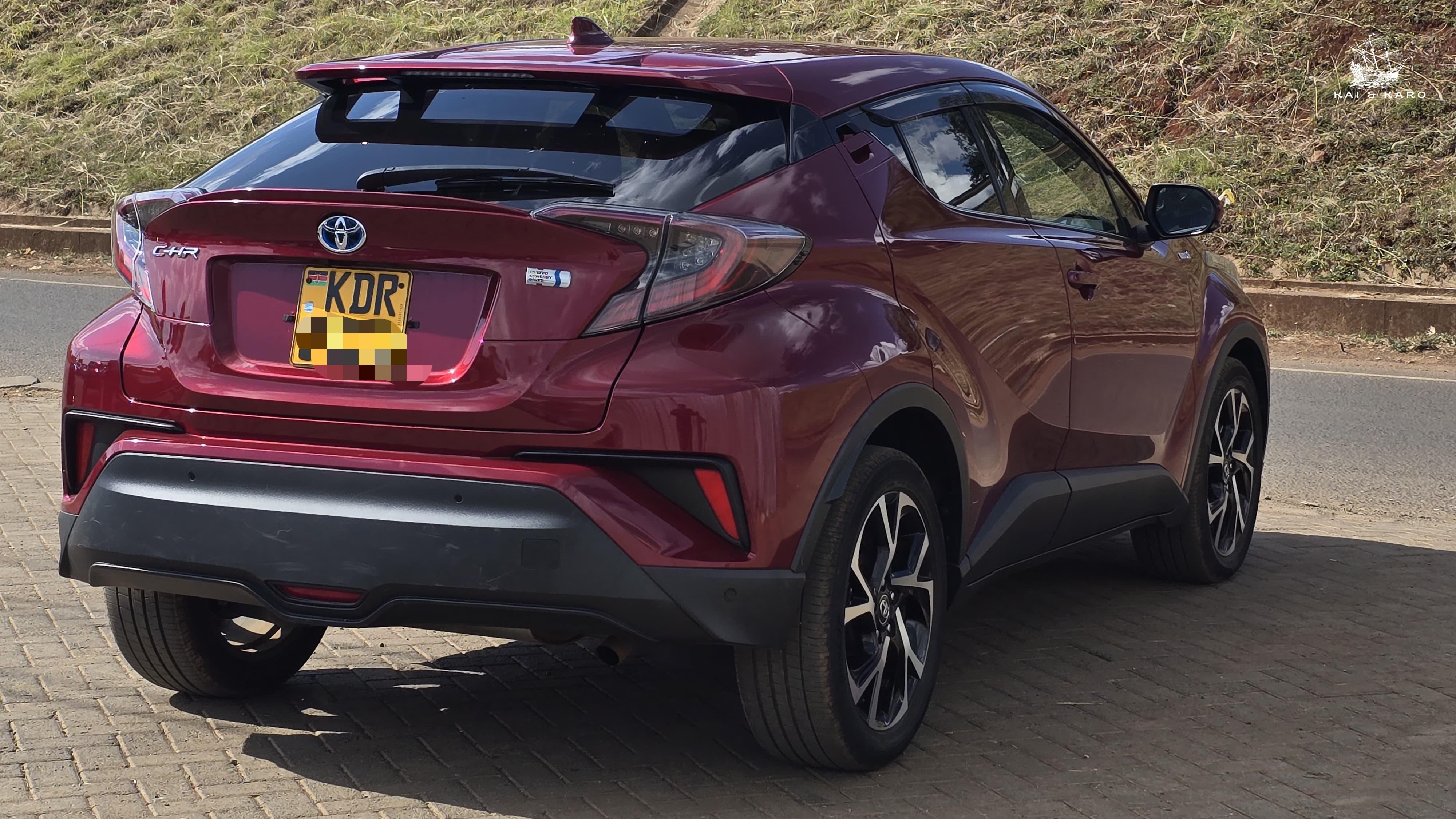 Toyota CHR original image, kaiandkaro.com