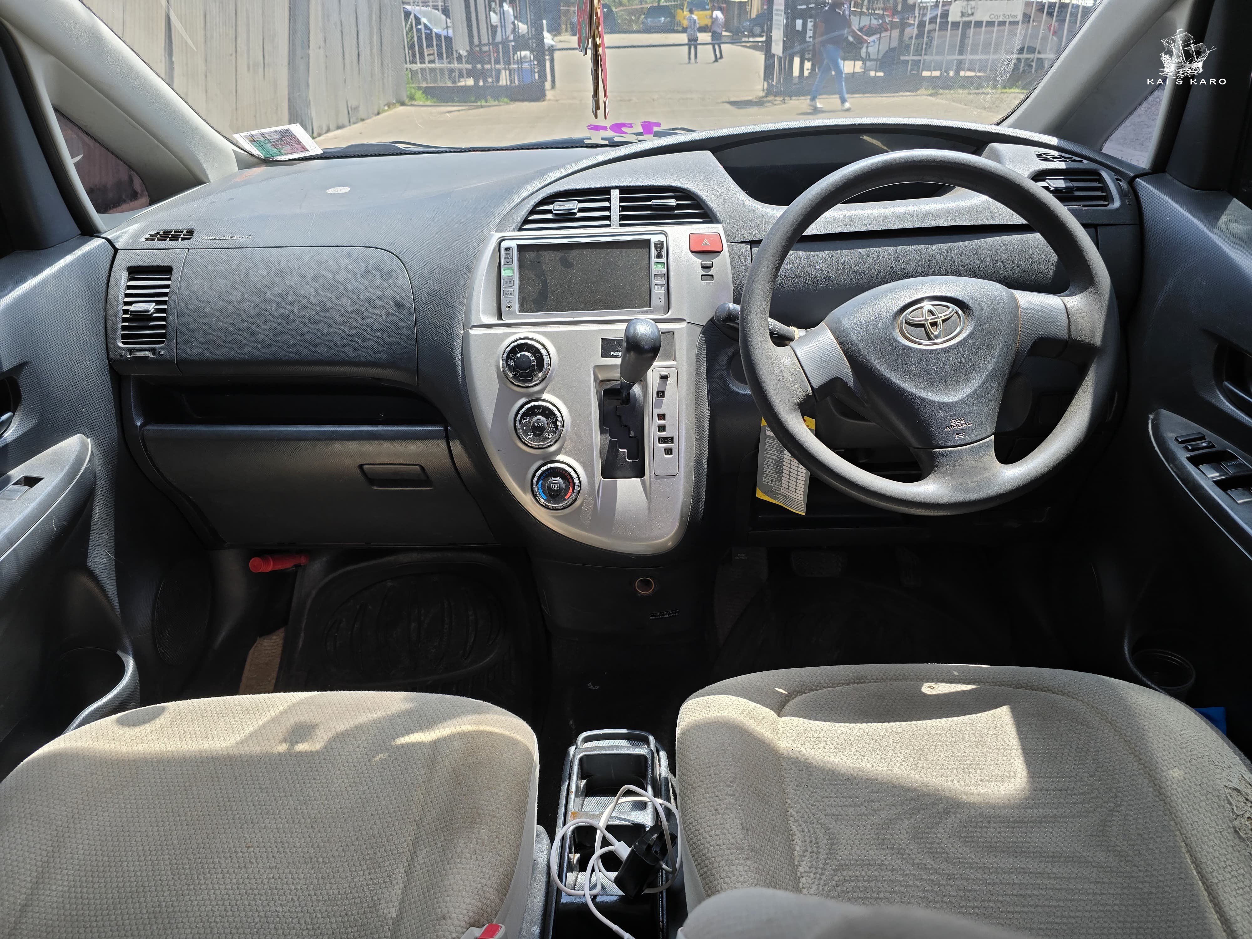 Toyota Ractis original image, kaiandkaro.com