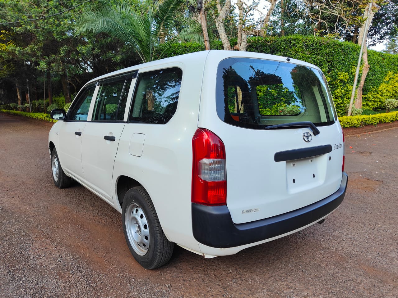 Toyota Probox original image, kaiandkaro.com