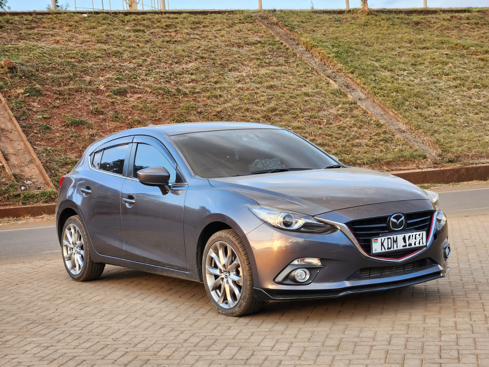 Mazda Axela original image, kaiandkaro.com