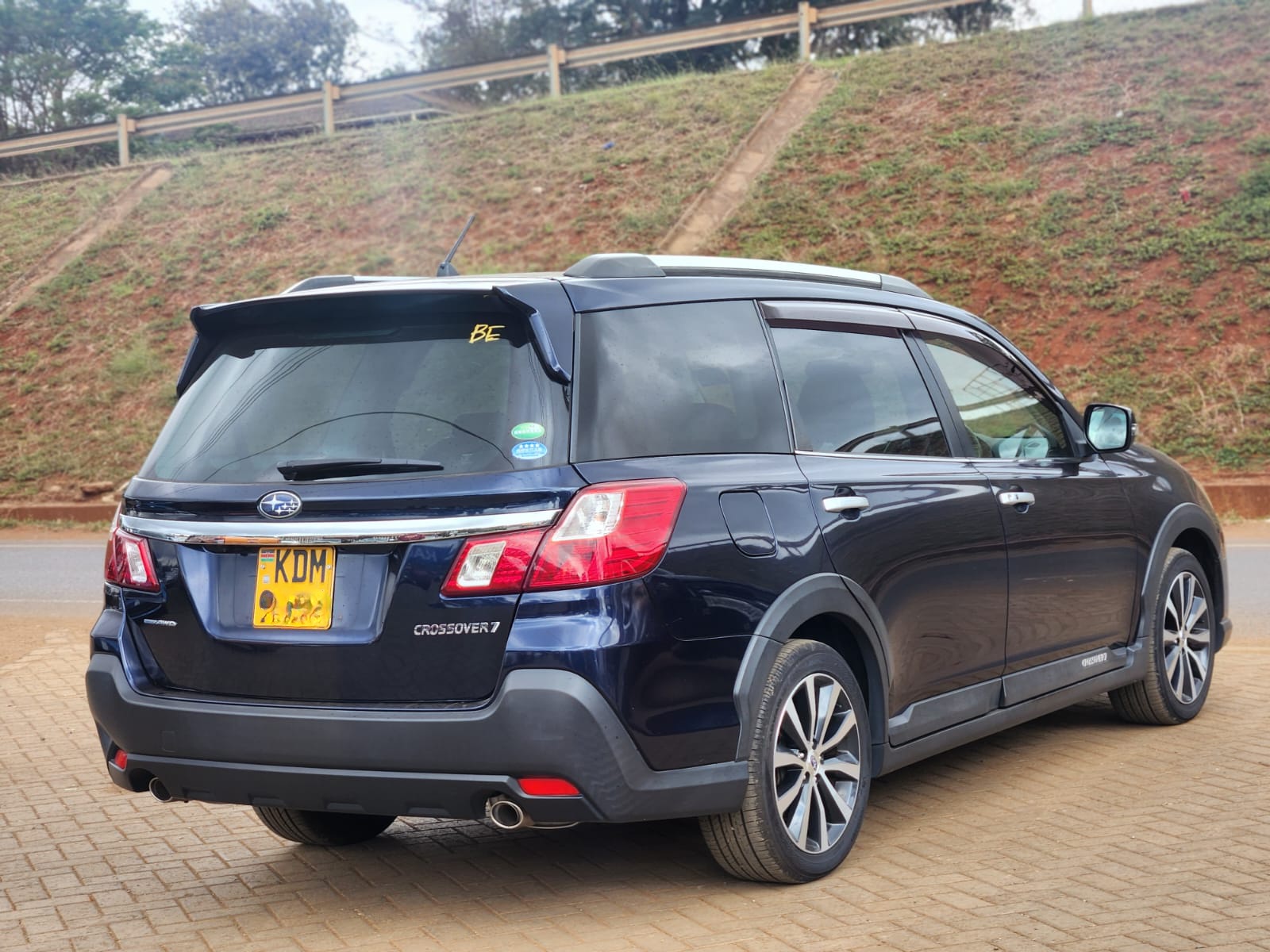 Subaru Exiga Crossover original image, kaiandkaro.com