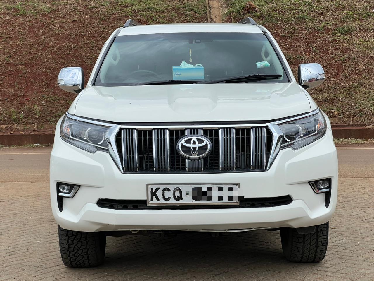 Toyota Prado TX "2TR-FE" original image, kaiandkaro.com