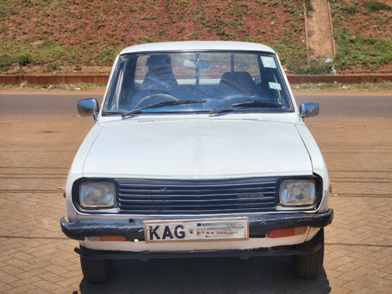 Nissan Sunny Truck B120 original image, kaiandkaro.com