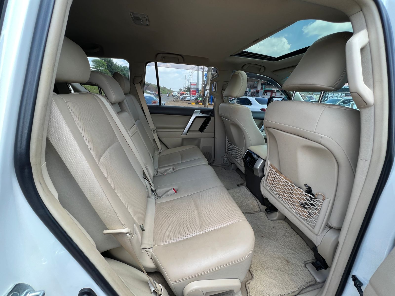 Toyota Landcruiser Prado TX GDJ150 / SUNROOF original image, kaiandkaro.com