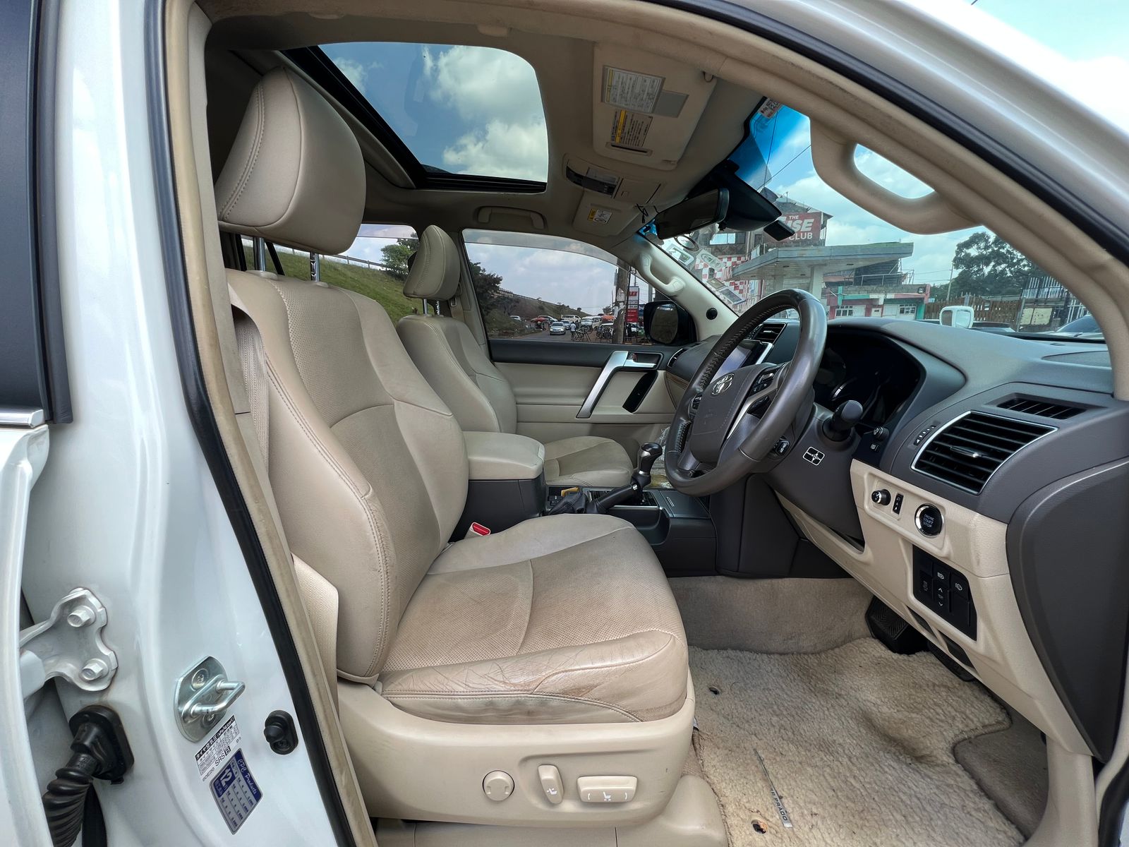 Toyota Landcruiser Prado TX GDJ150 / SUNROOF original image, kaiandkaro.com