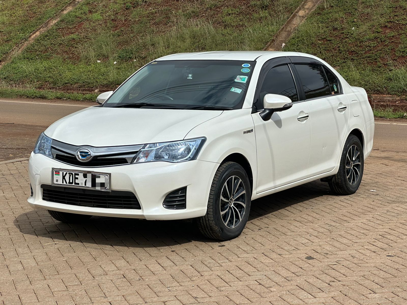 Toyota Axio original image, kaiandkaro.com