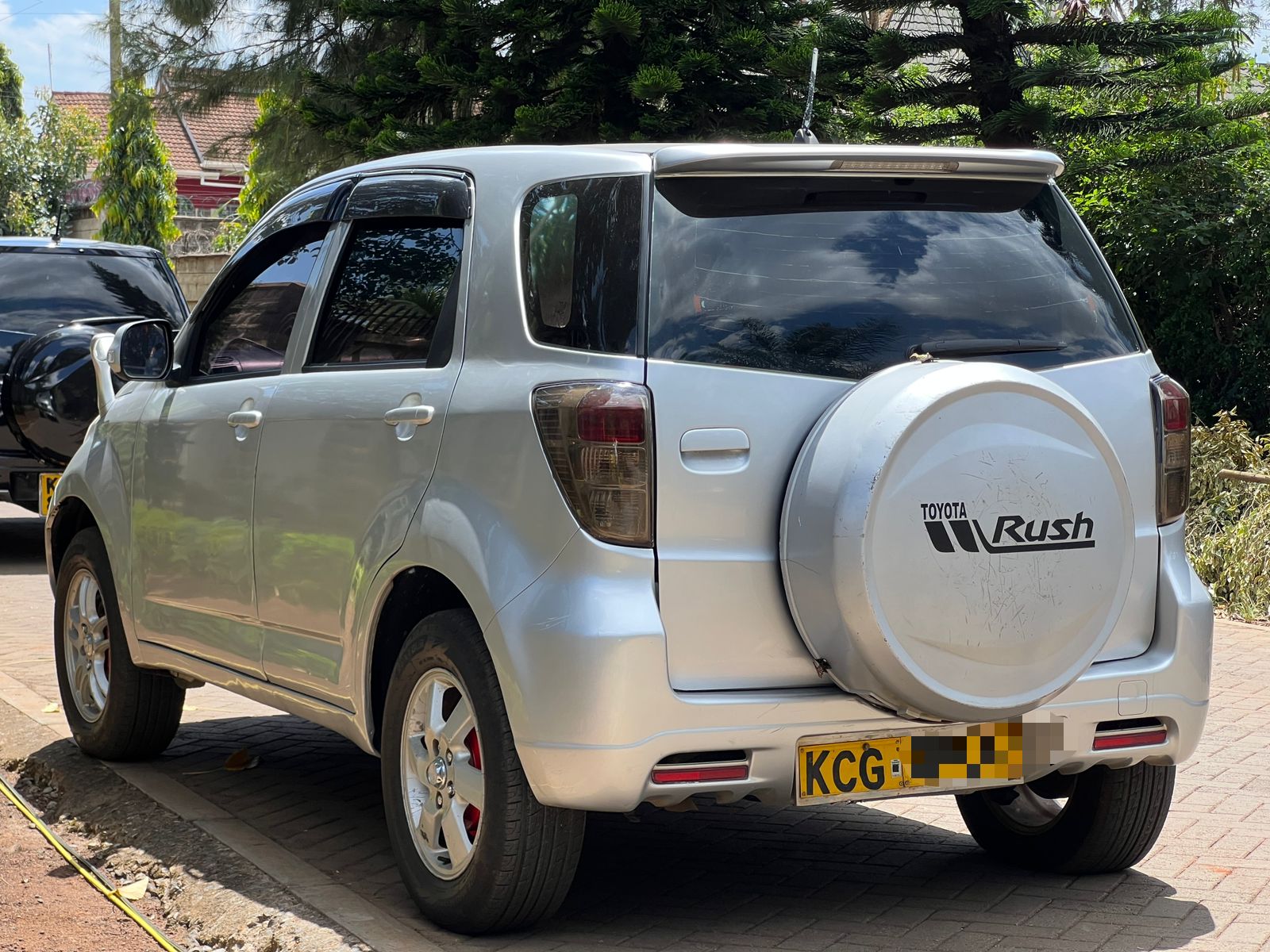 Toyota Rush original image, kaiandkaro.com