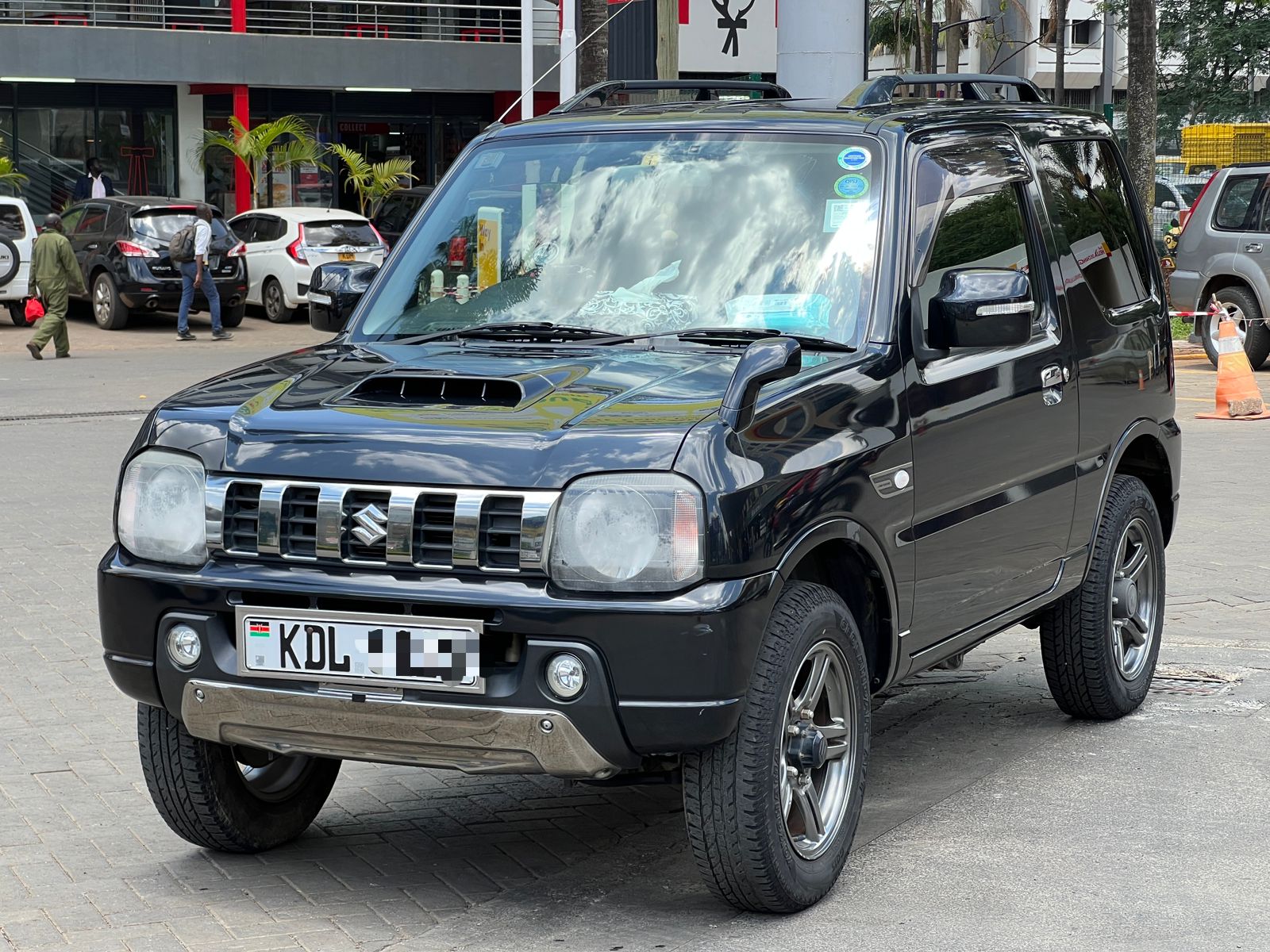 Suzuki Jimny 'Land Venture' original image, kaiandkaro.com