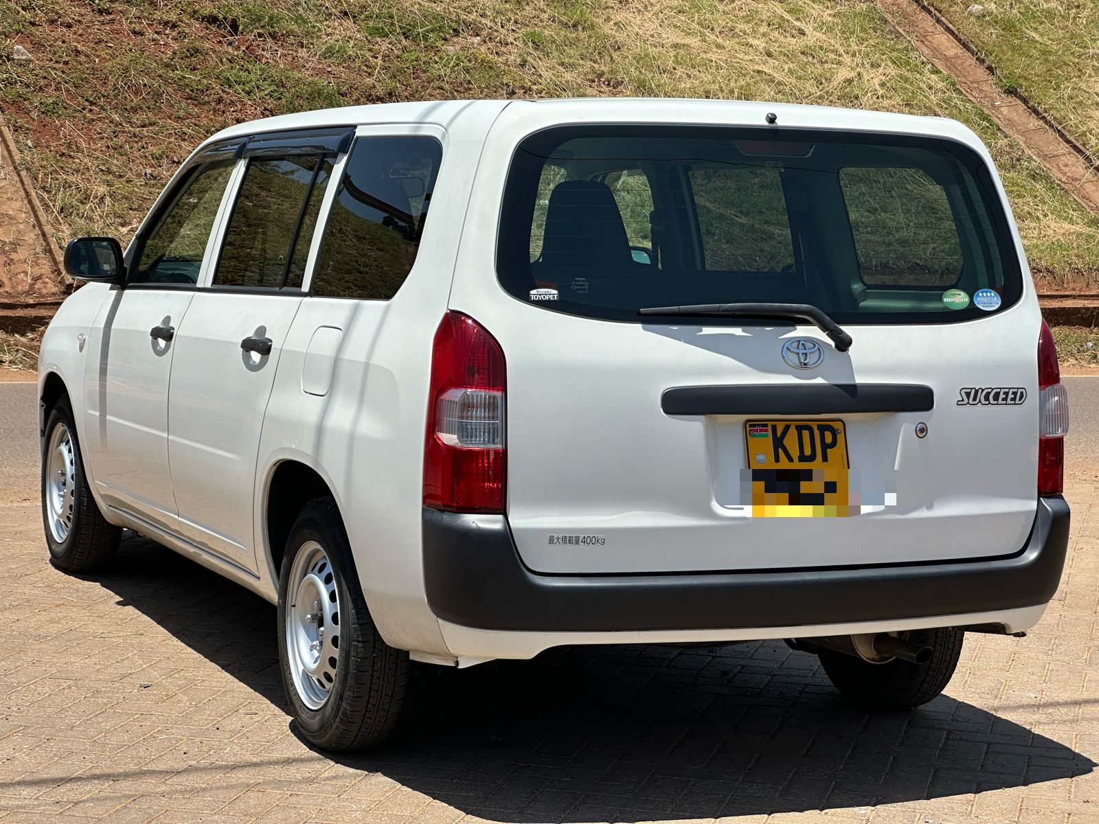 Toyota SUCCEED original image, kaiandkaro.com