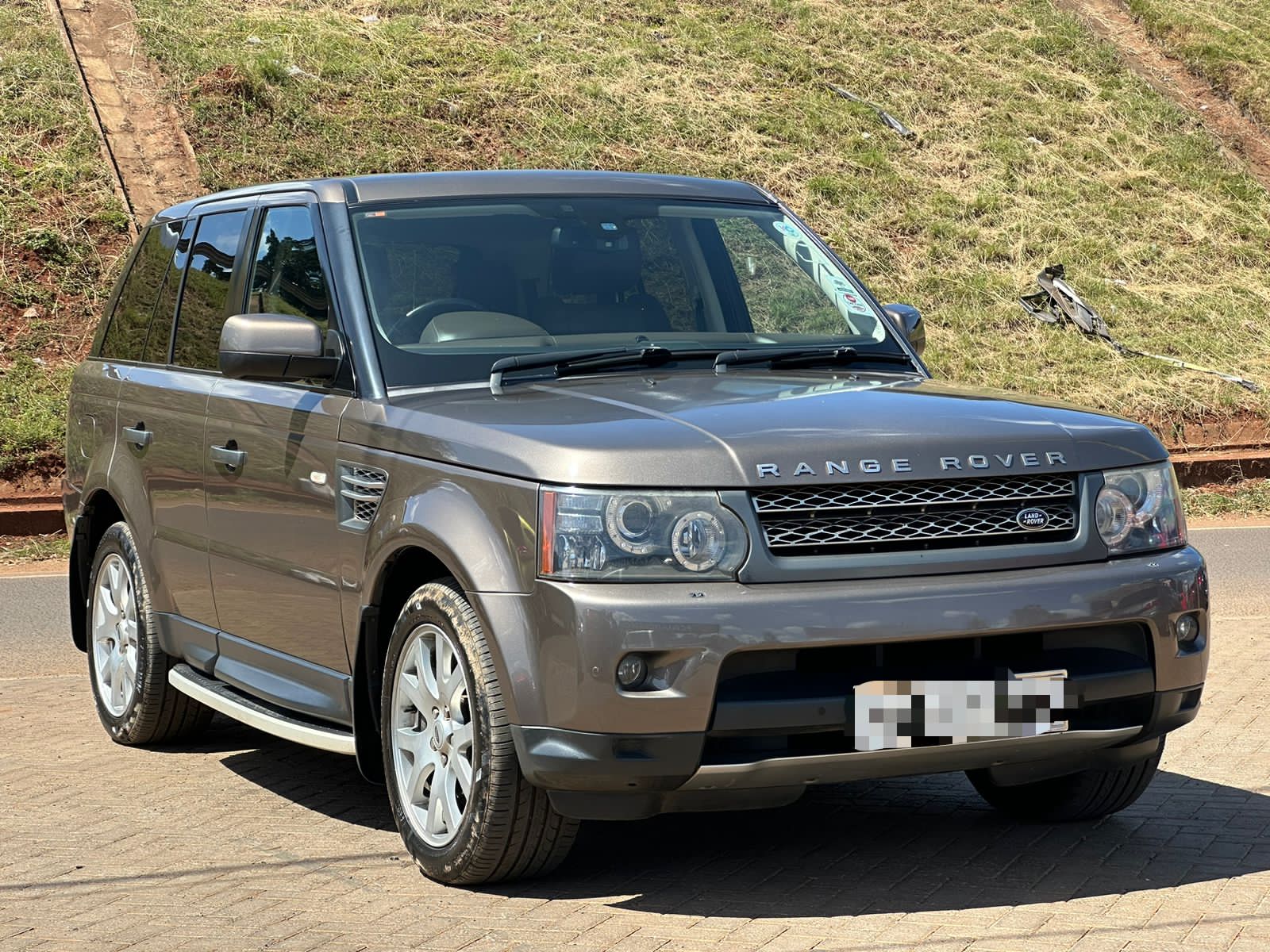 Range Rover Sport 5.0L V8 SUPERCHARGED / SUNROOF original image ...