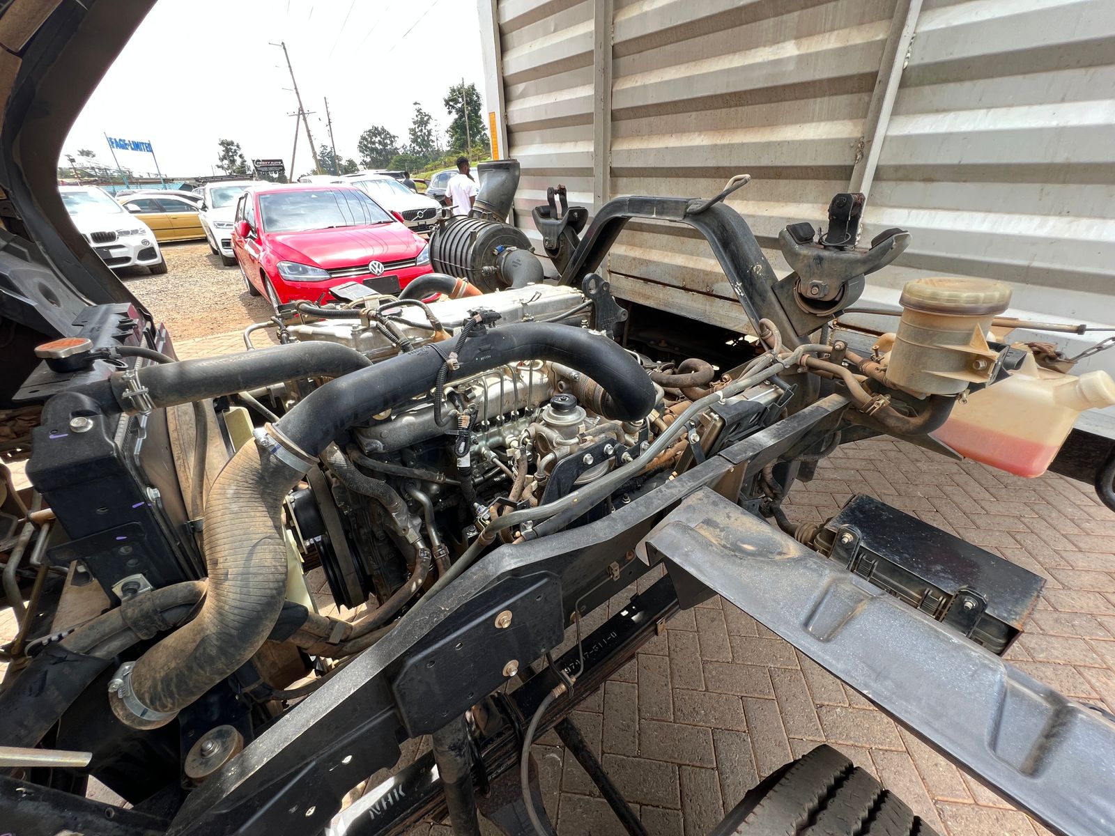 Isuzu FRR original image, kaiandkaro.com