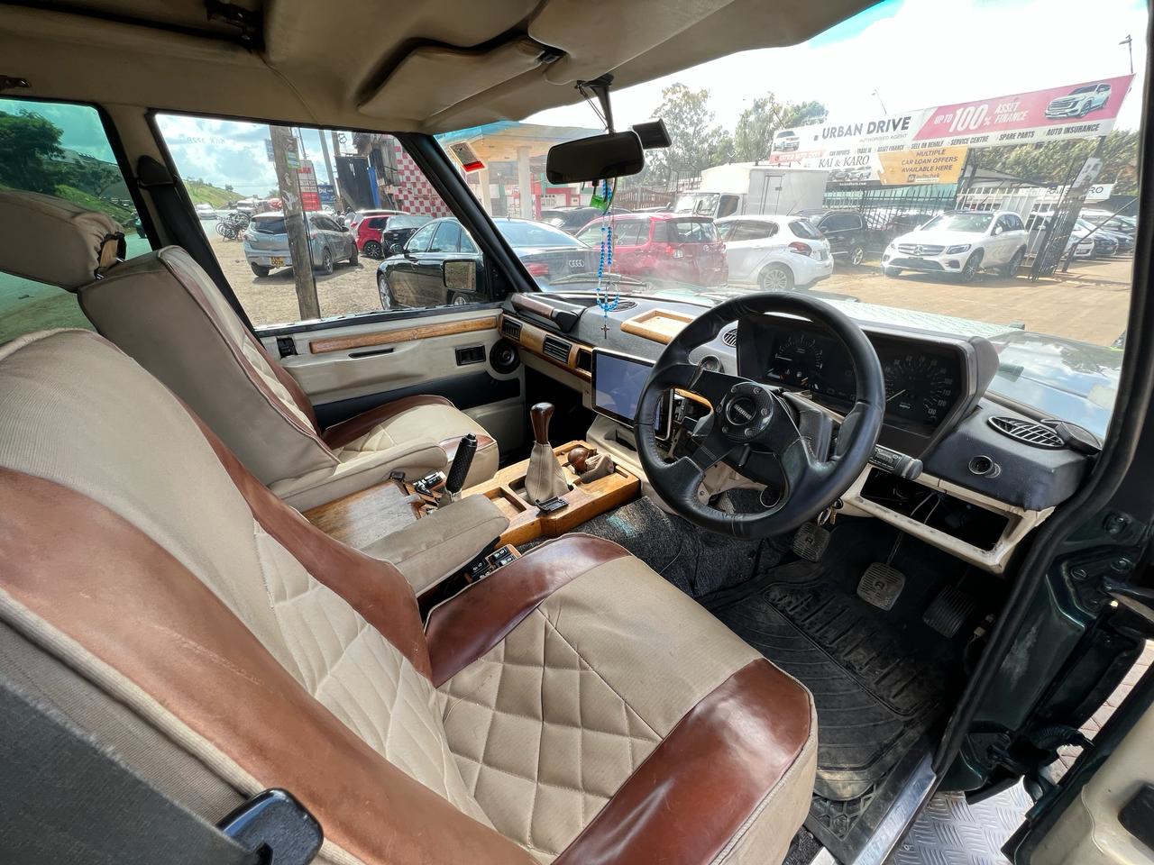 Range Rover Classic 3.5L V8 original image, kaiandkaro.com