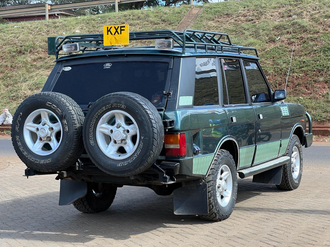 Range Rover Classic 3.5L V8 original image, kaiandkaro.com