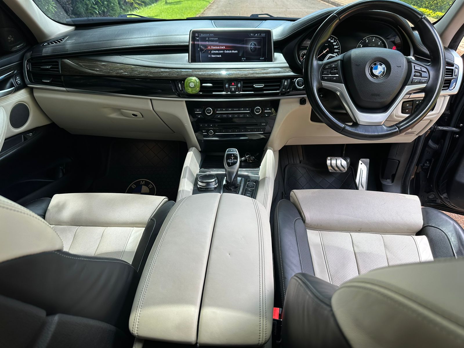 BMW X6 "F16" XDRIVE 35i original image, kaiandkaro.com