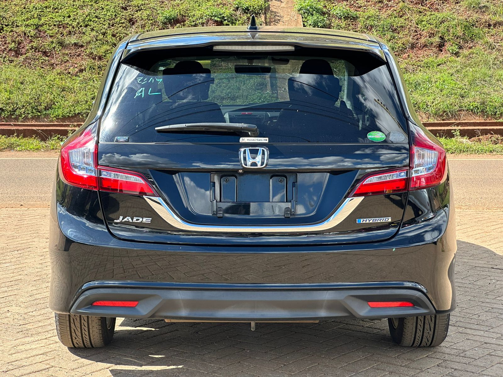 Honda Jade original image, kaiandkaro.com