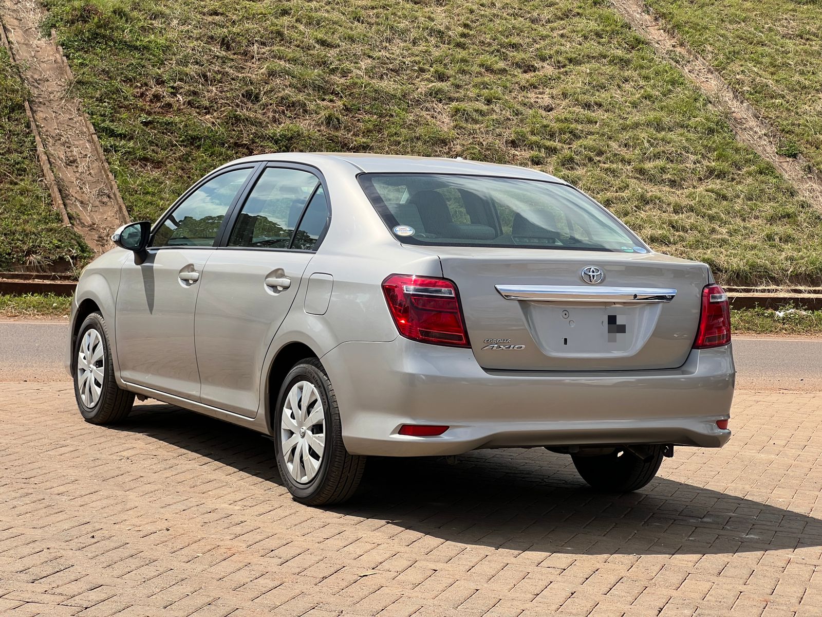 Toyota Axio original image, kaiandkaro.com