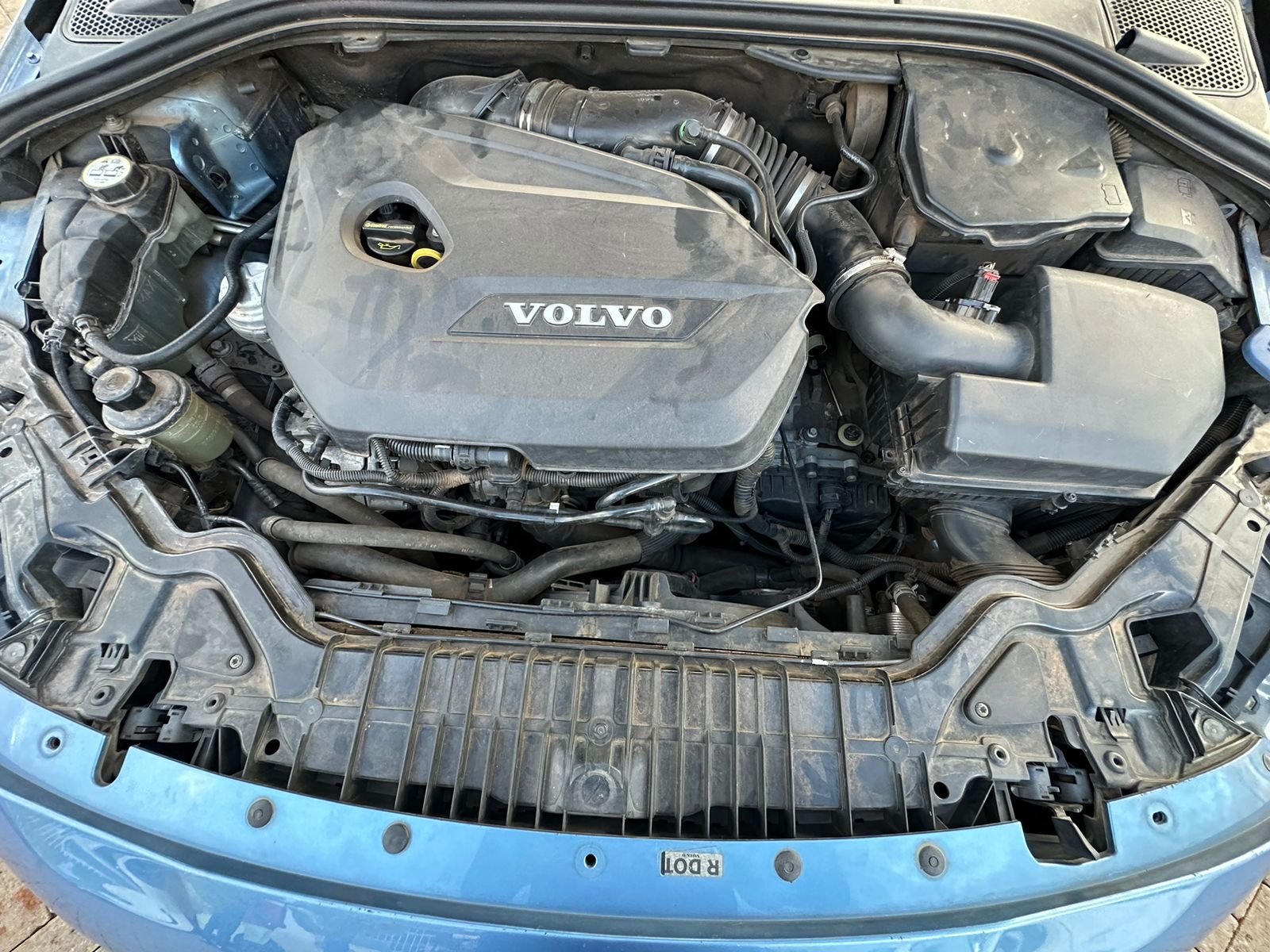 Volvo S60 T4 R-Design original image, kaiandkaro.com