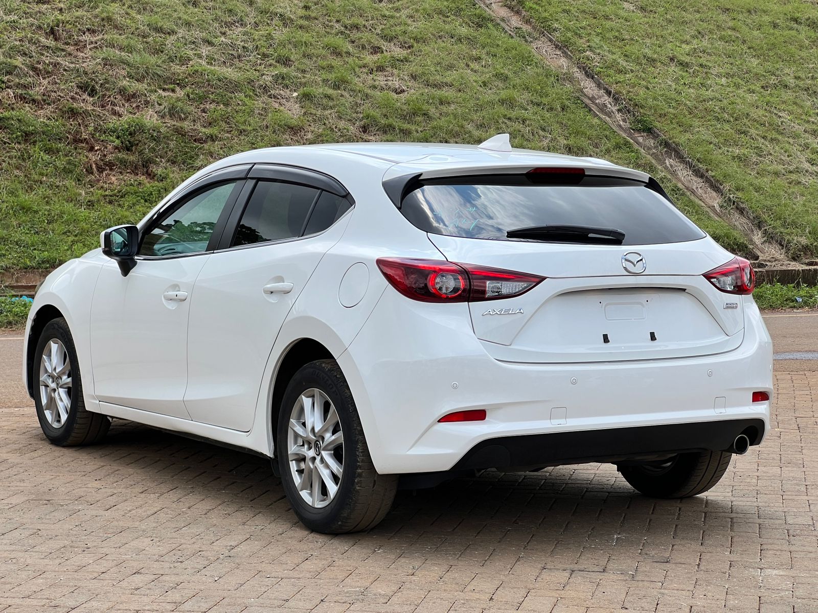 Mazda Axela original image, kaiandkaro.com