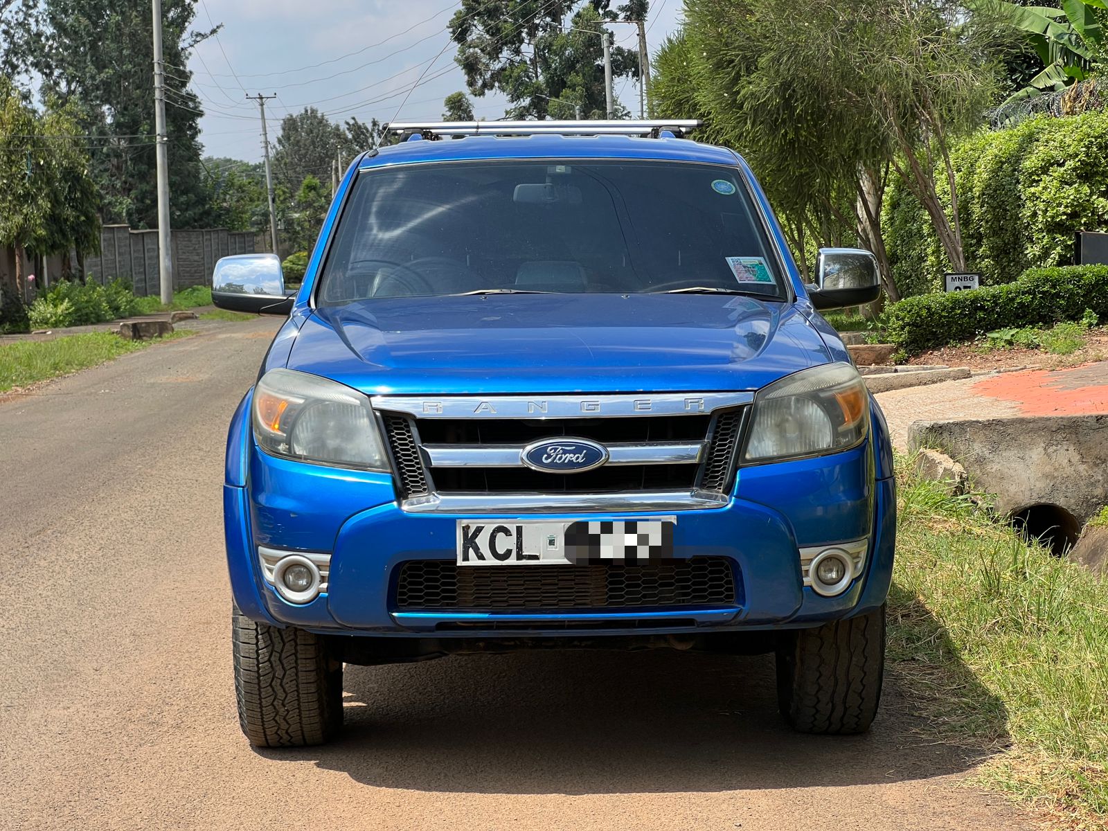 Ford Ranger original image, kaiandkaro.com