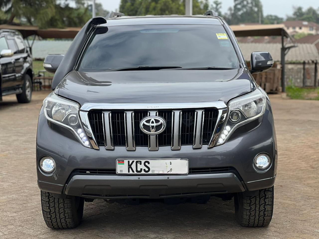 Toyota Kakadu Prado J150 original image, kaiandkaro.com