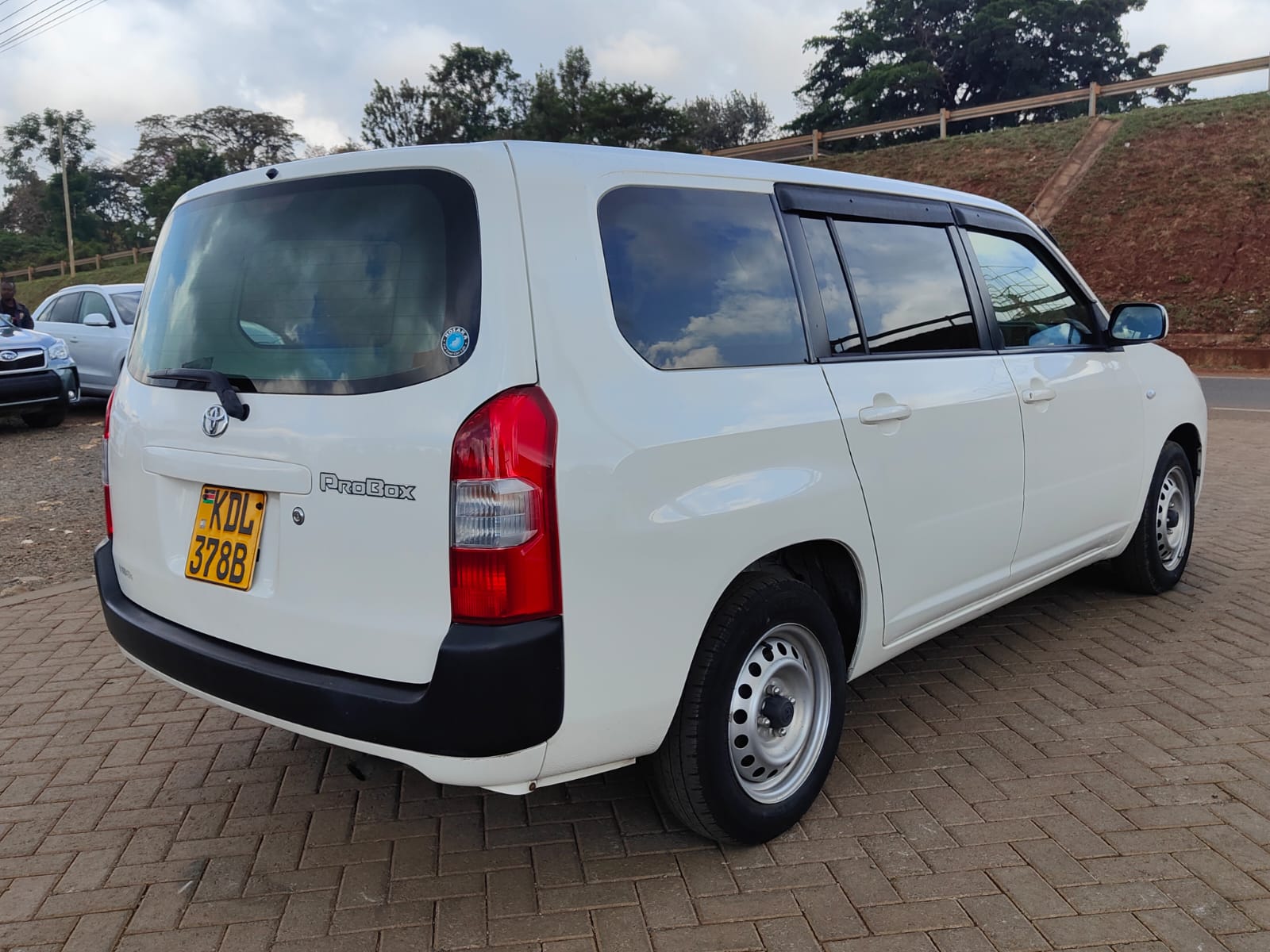 Toyota Probox original image, kaiandkaro.com