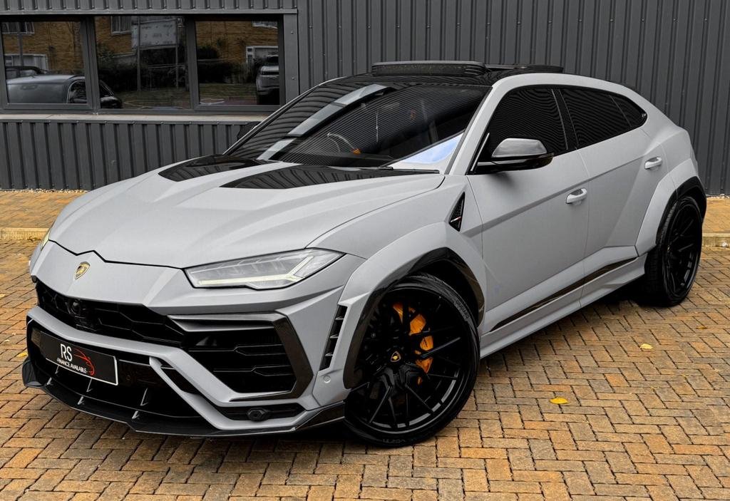 Lamborghini Urus original image, kaiandkaro.com