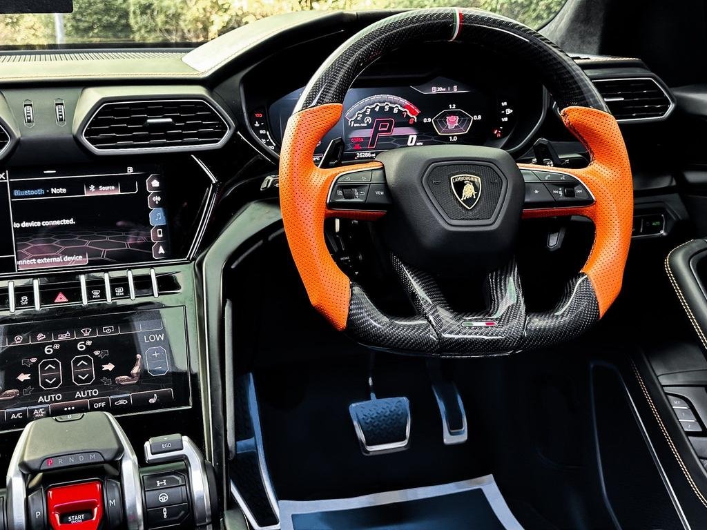 Lamborghini Urus original image, kaiandkaro.com