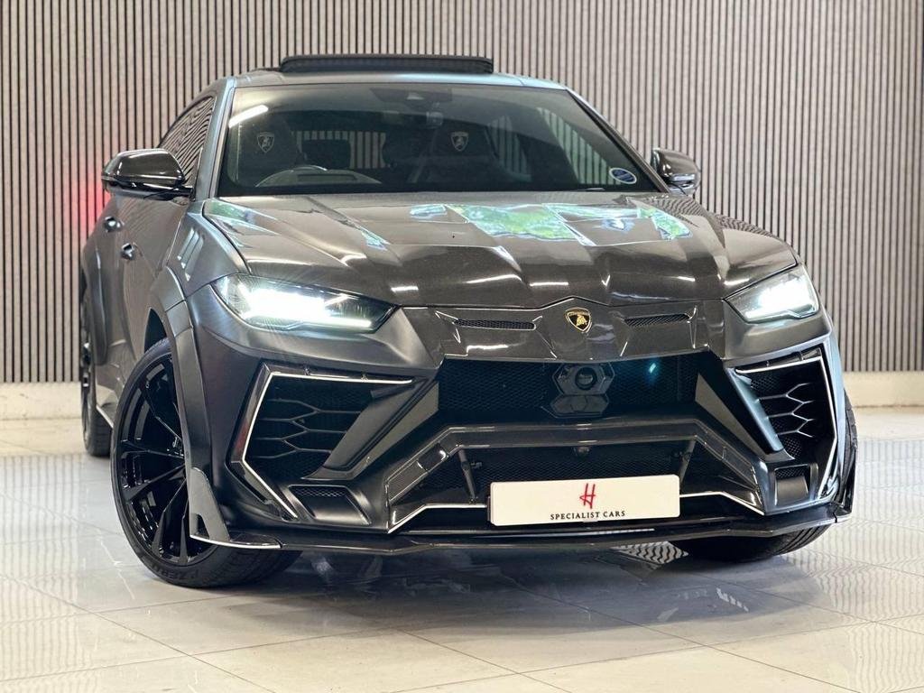 Lamborghini Urus original image, kaiandkaro.com