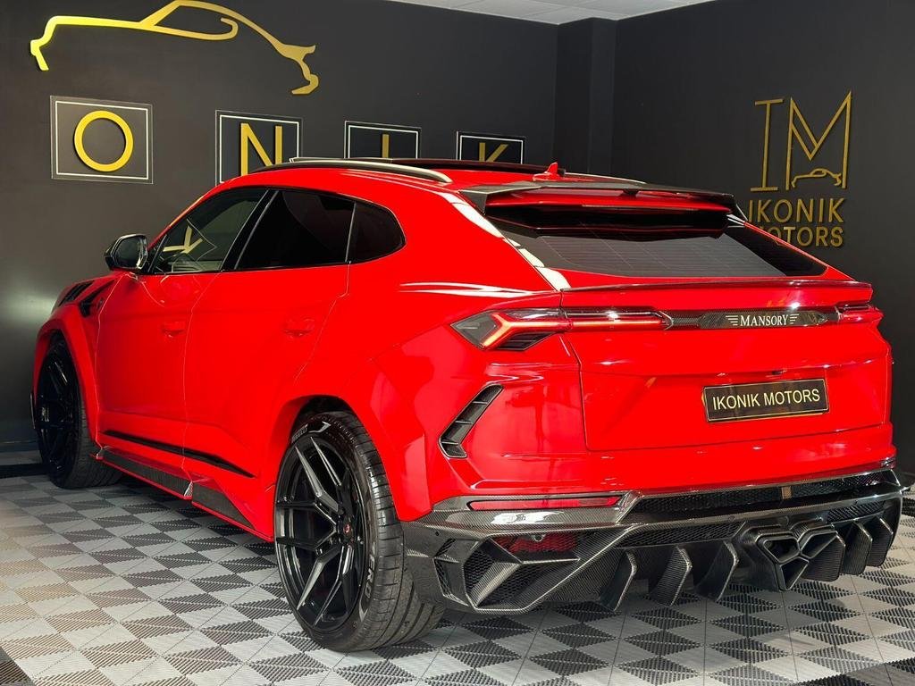 Lamborghini Urus original image, kaiandkaro.com