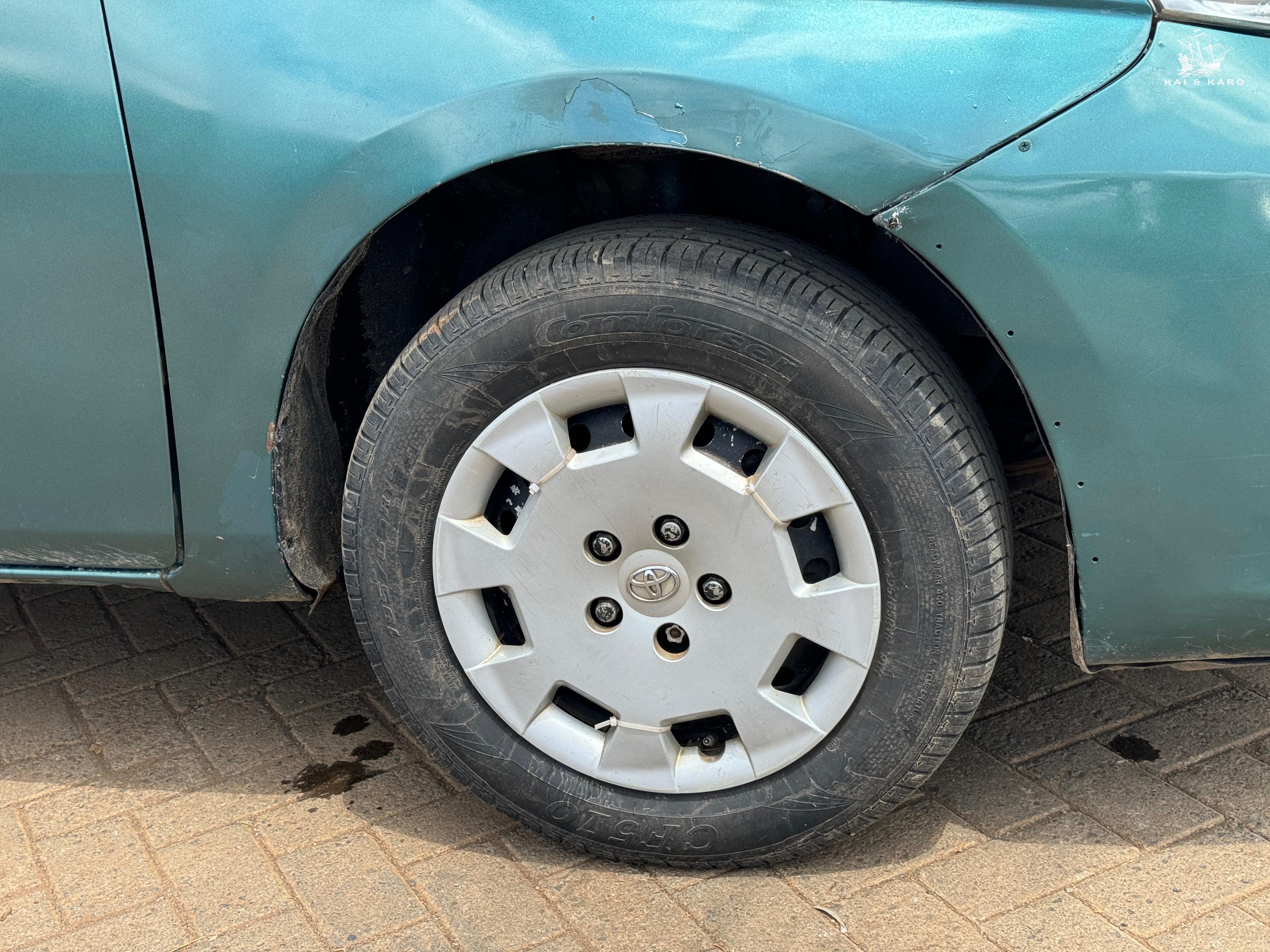 Toyota Isis original image, kaiandkaro.com